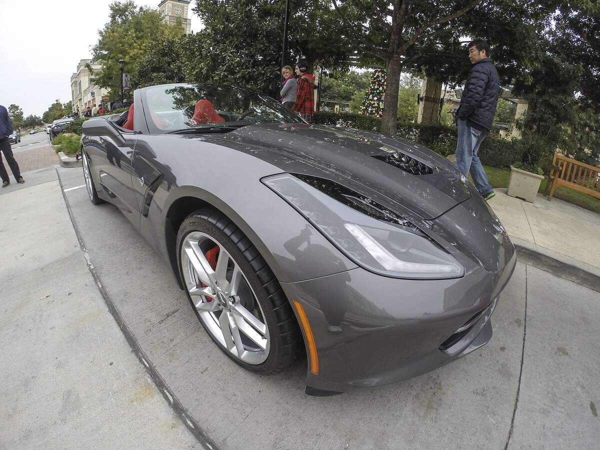 Scenes from the Ride 'n' Shine car show