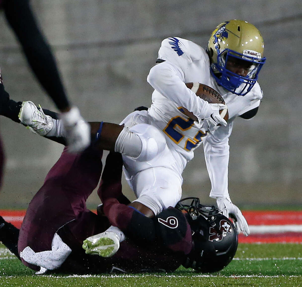 George Ranch turns it on in 2nd half of playoff win over Elkins
