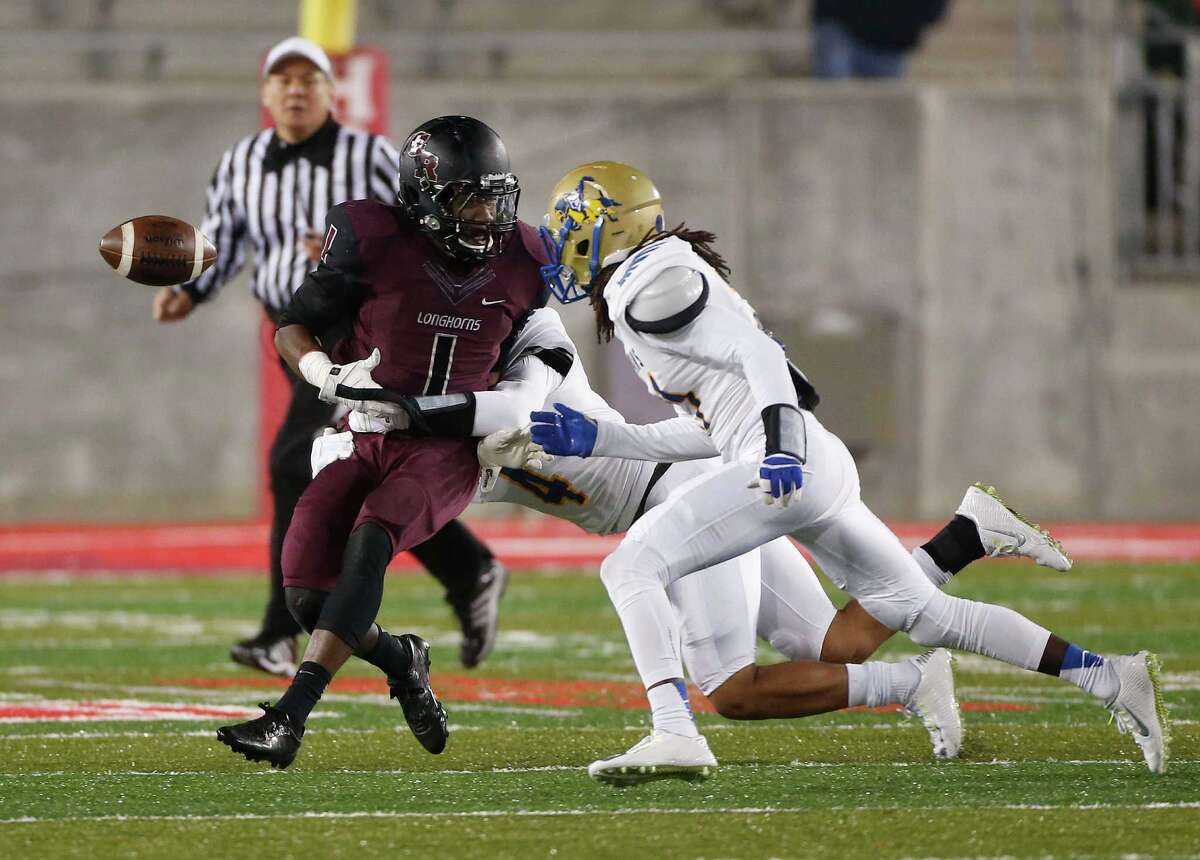 George Ranch turns it on in 2nd half of playoff win over Elkins