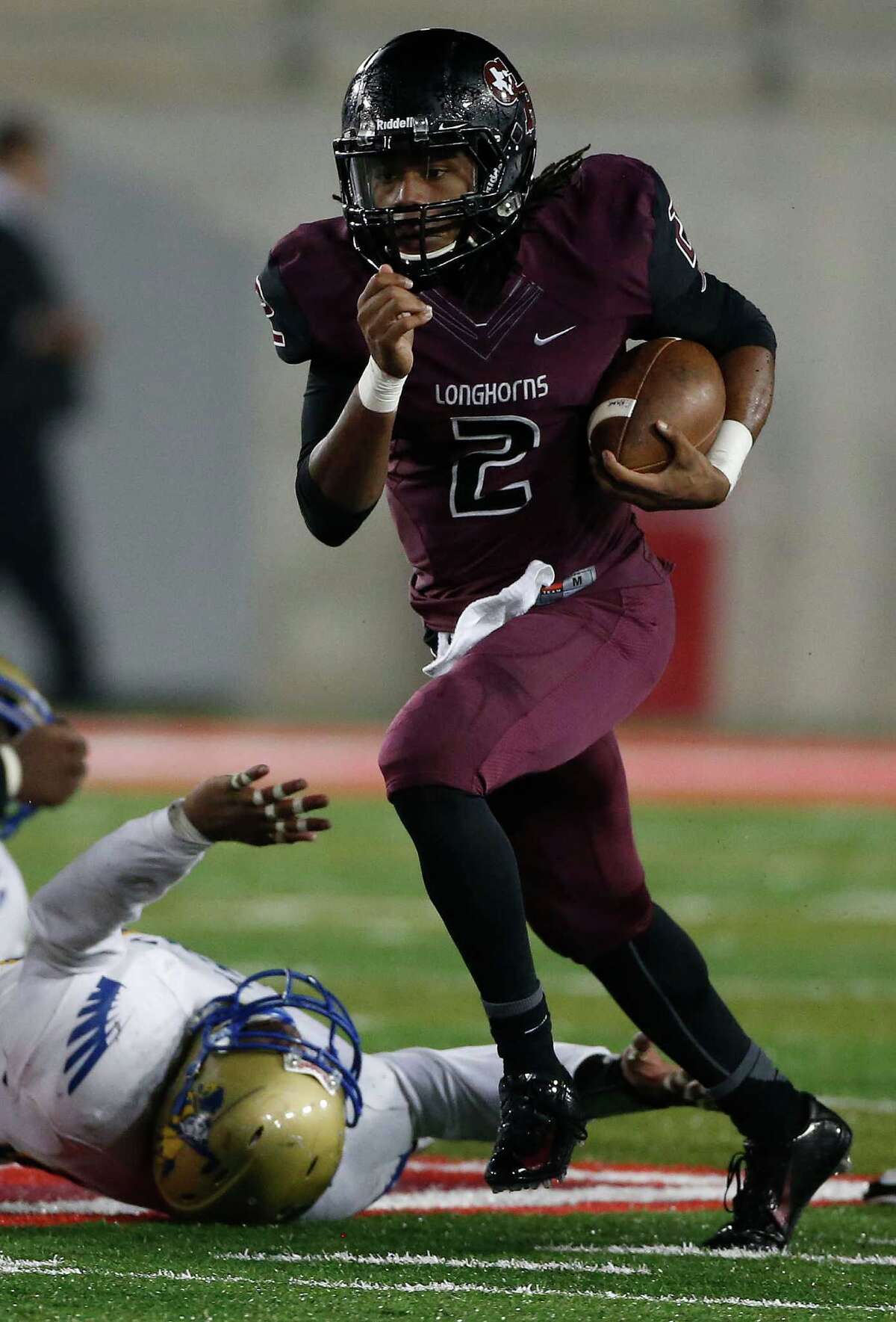 George Ranch turns it on in 2nd half of playoff win over Elkins