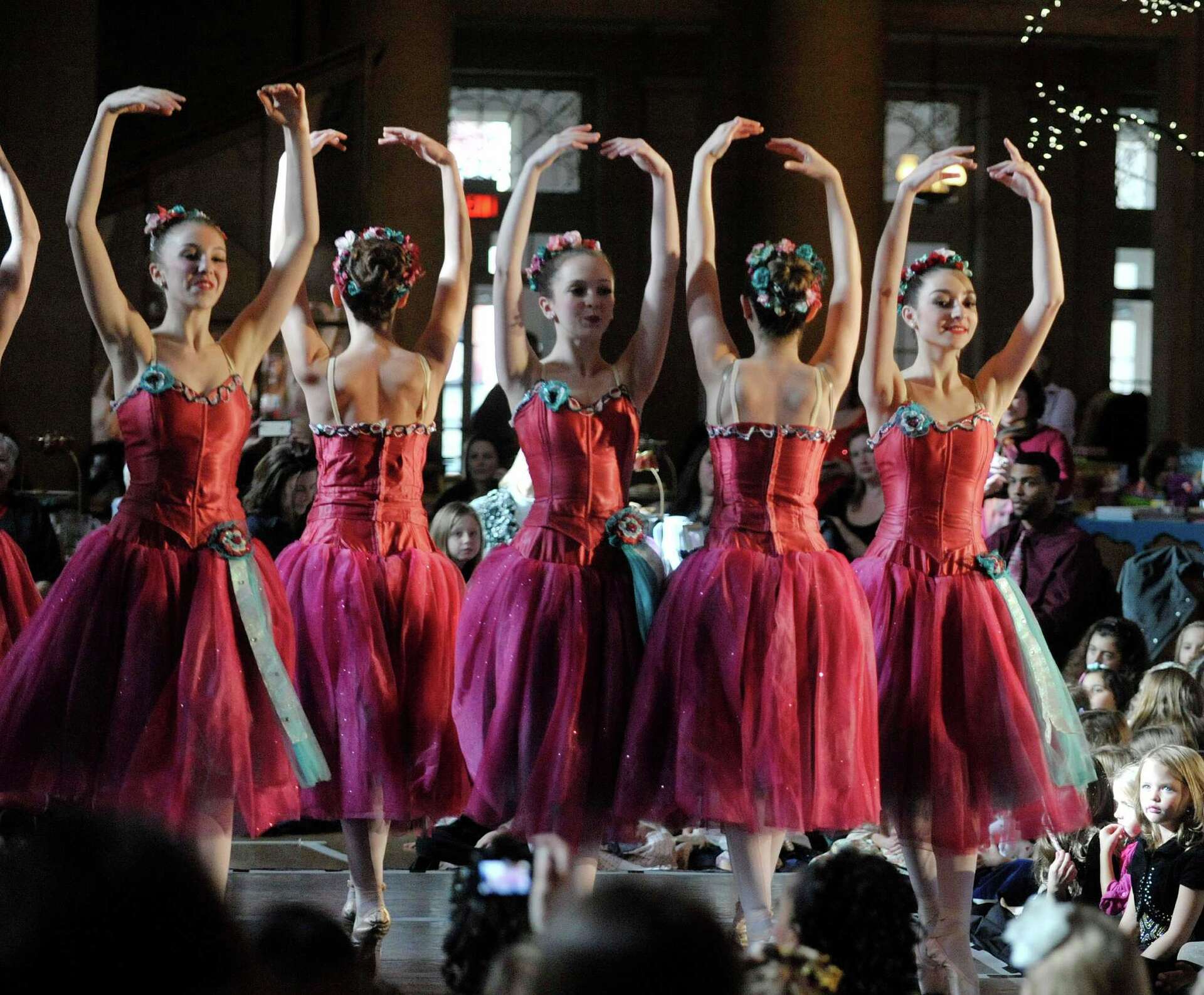 Photos: Nutcracker Tea