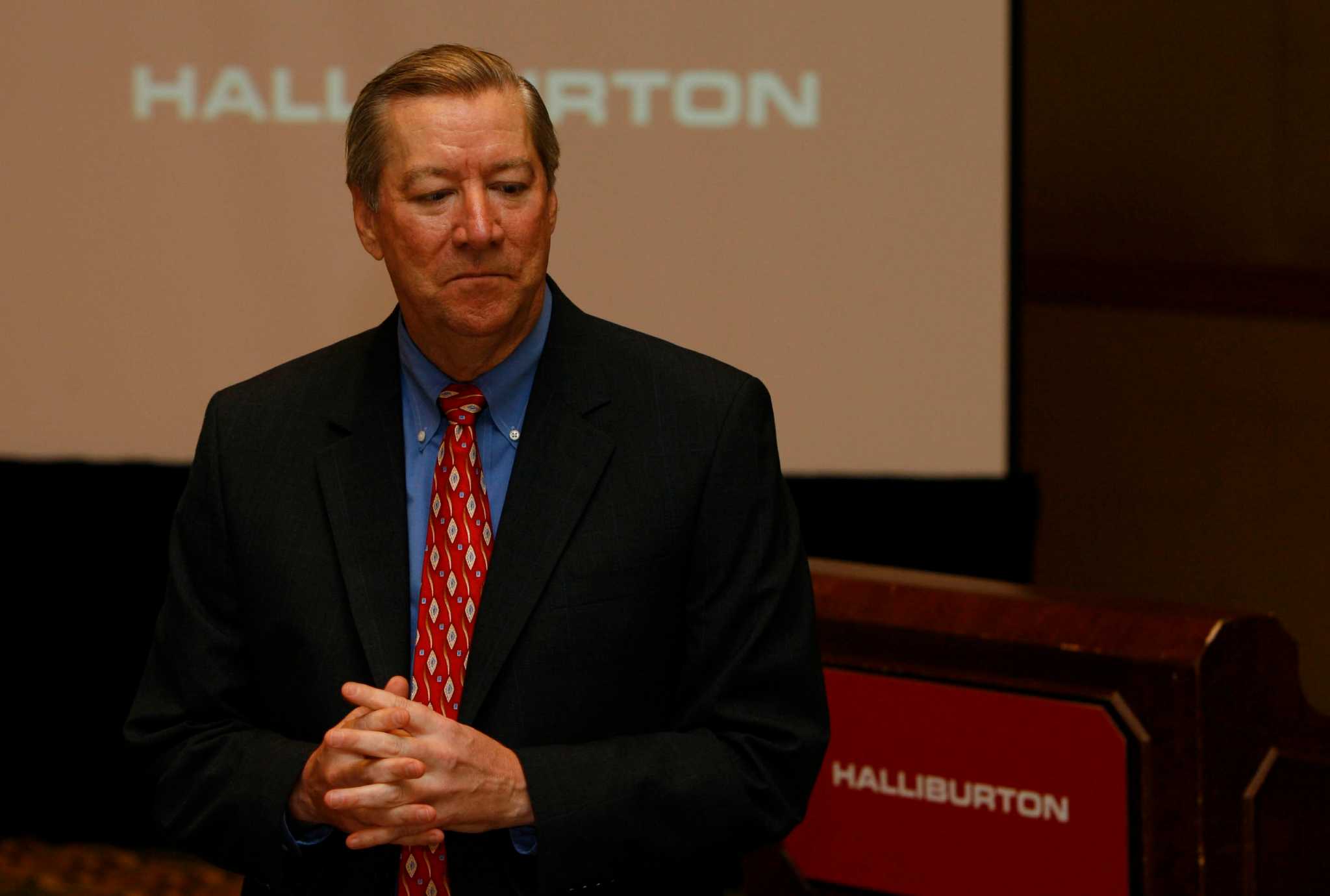 Oil bosses take aim as merger talks turn to duel