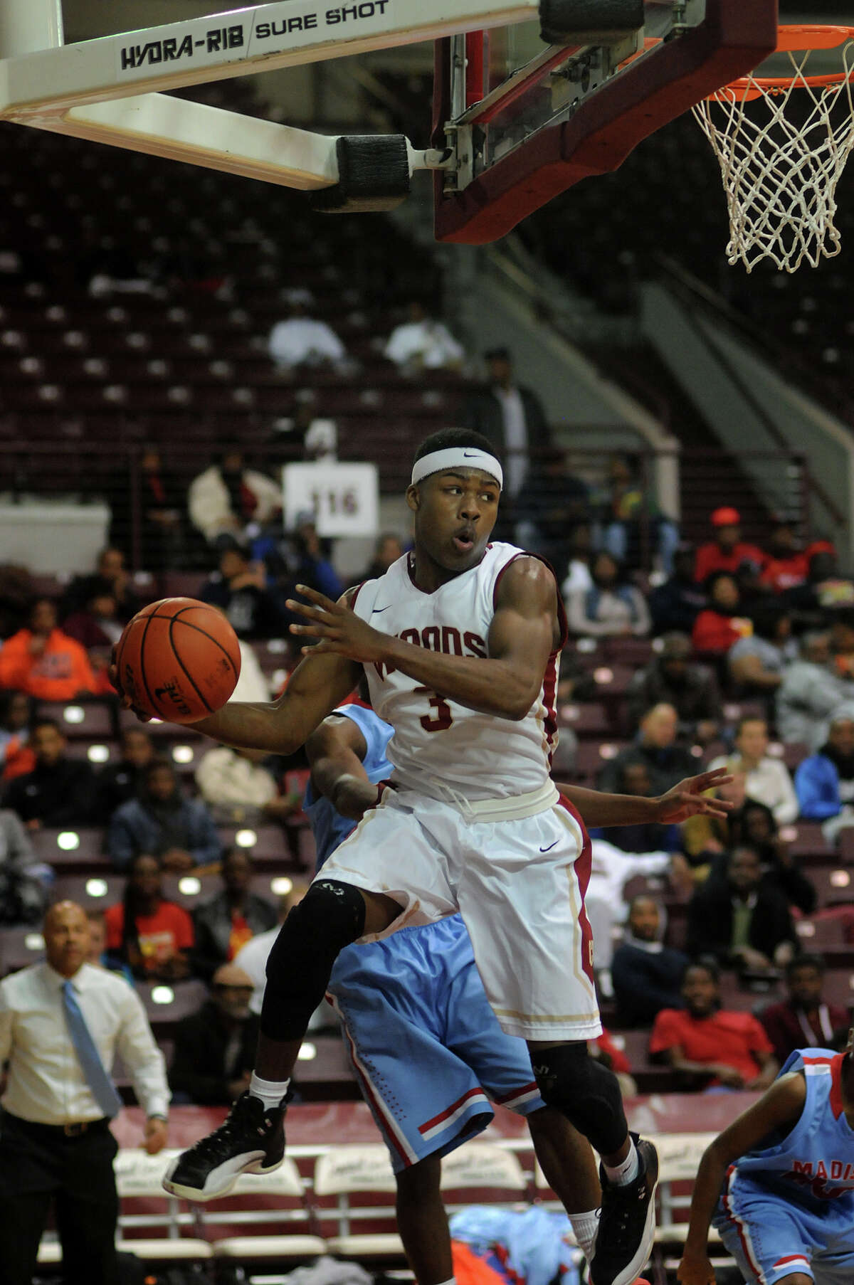 Cy Woods shines in victory over Madison at Season Opener showcase event