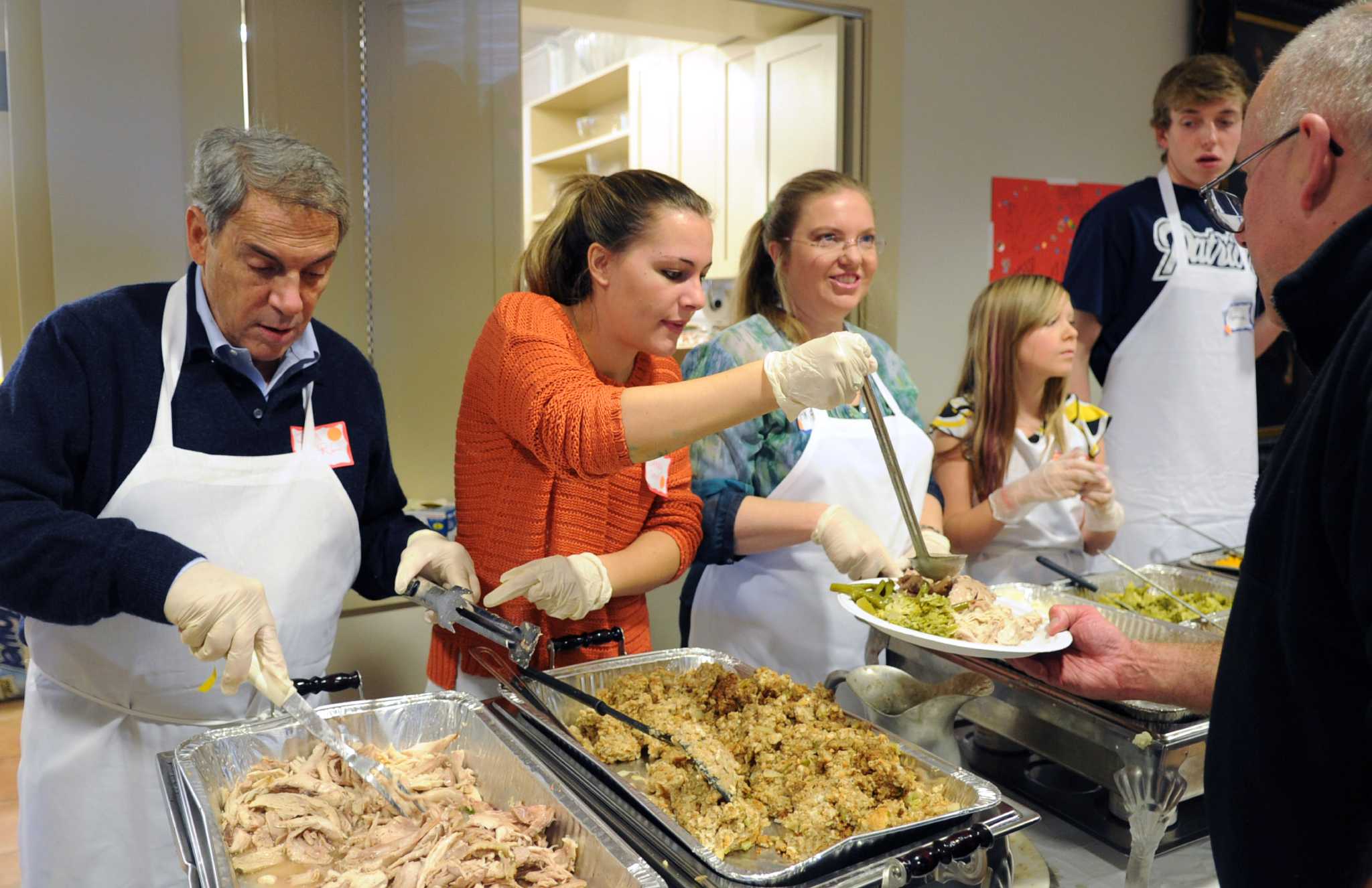 Westport's community Thanksgiving feast in need of volunteers