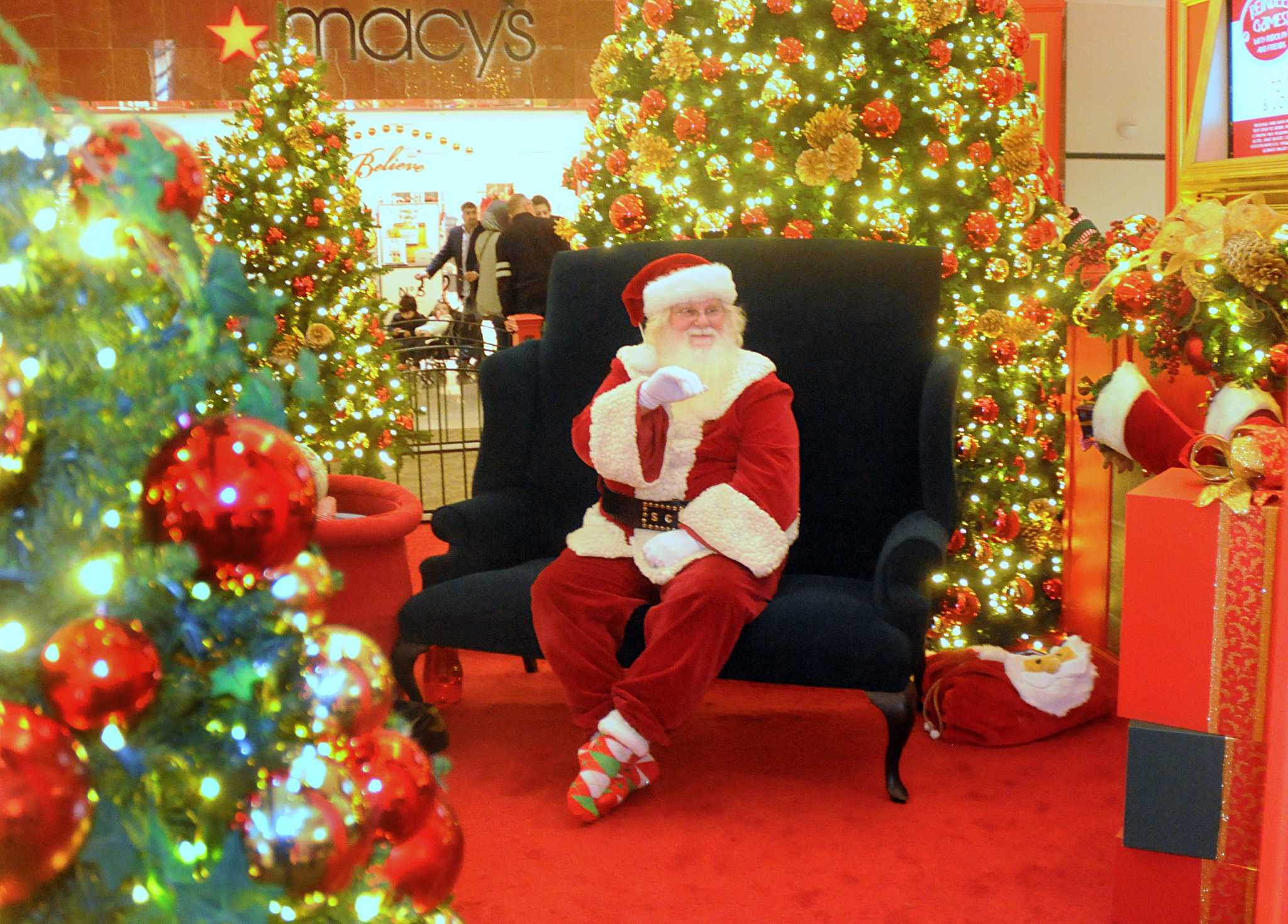 Tradition continues with Santa photos