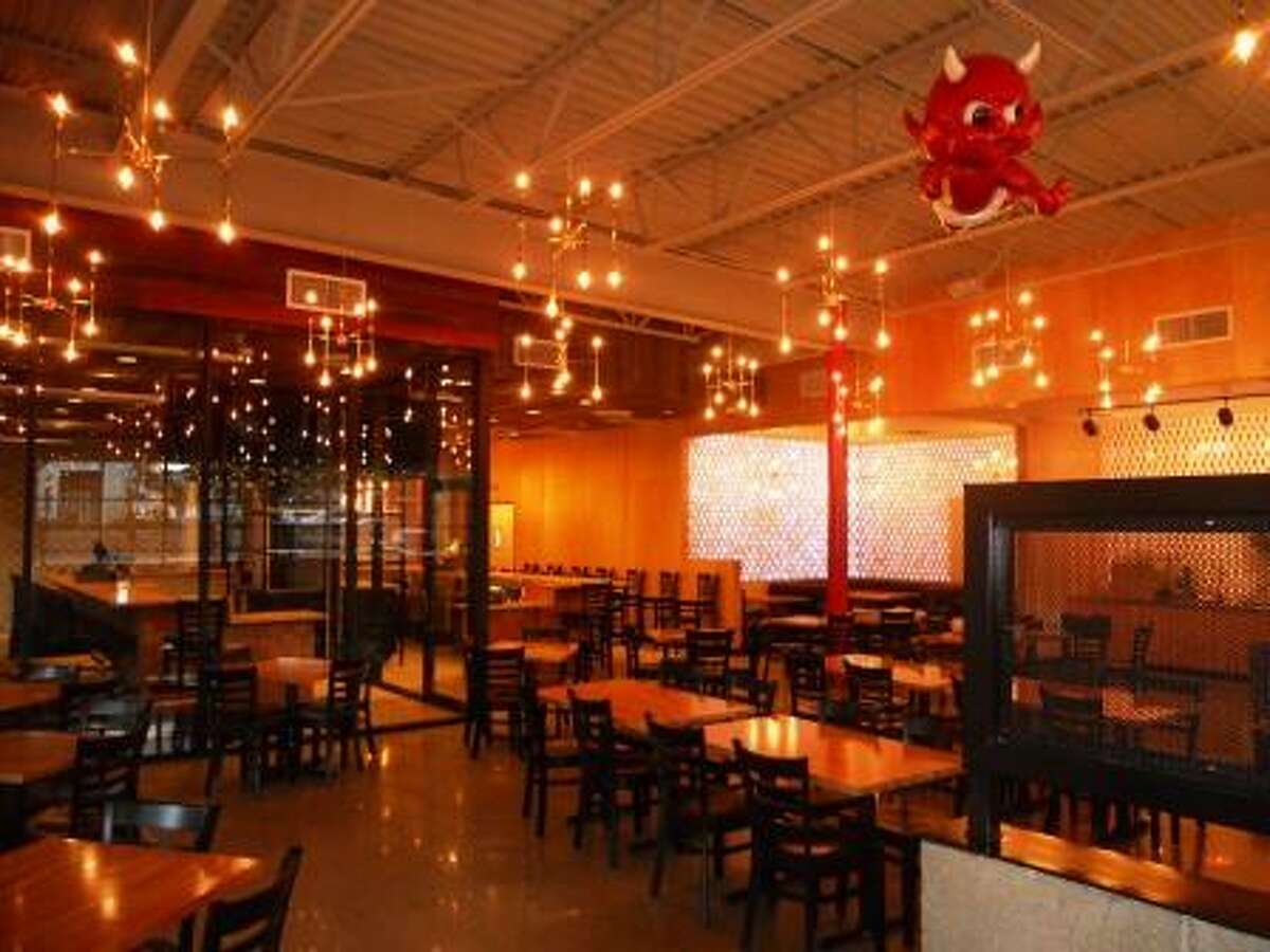 Taco fans line up for Torchy's Tacos opening in San Antonio