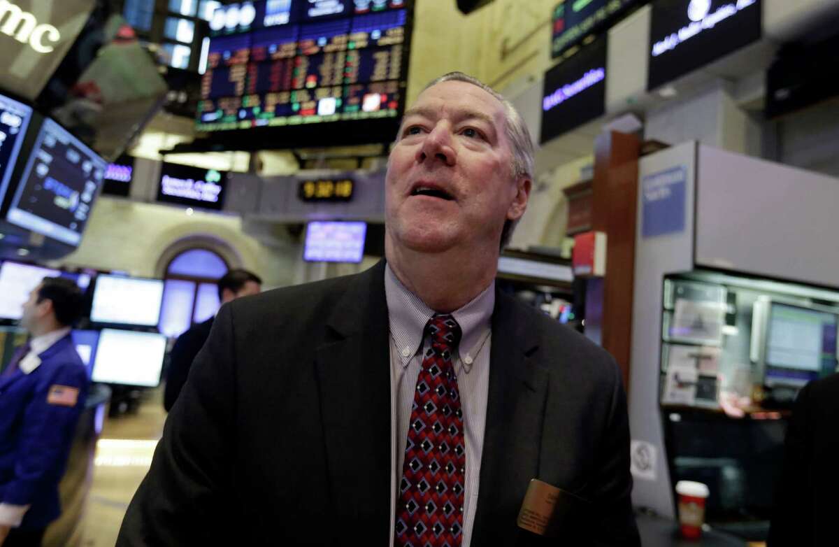 Halliburton CEO hits the road to sell megadeal