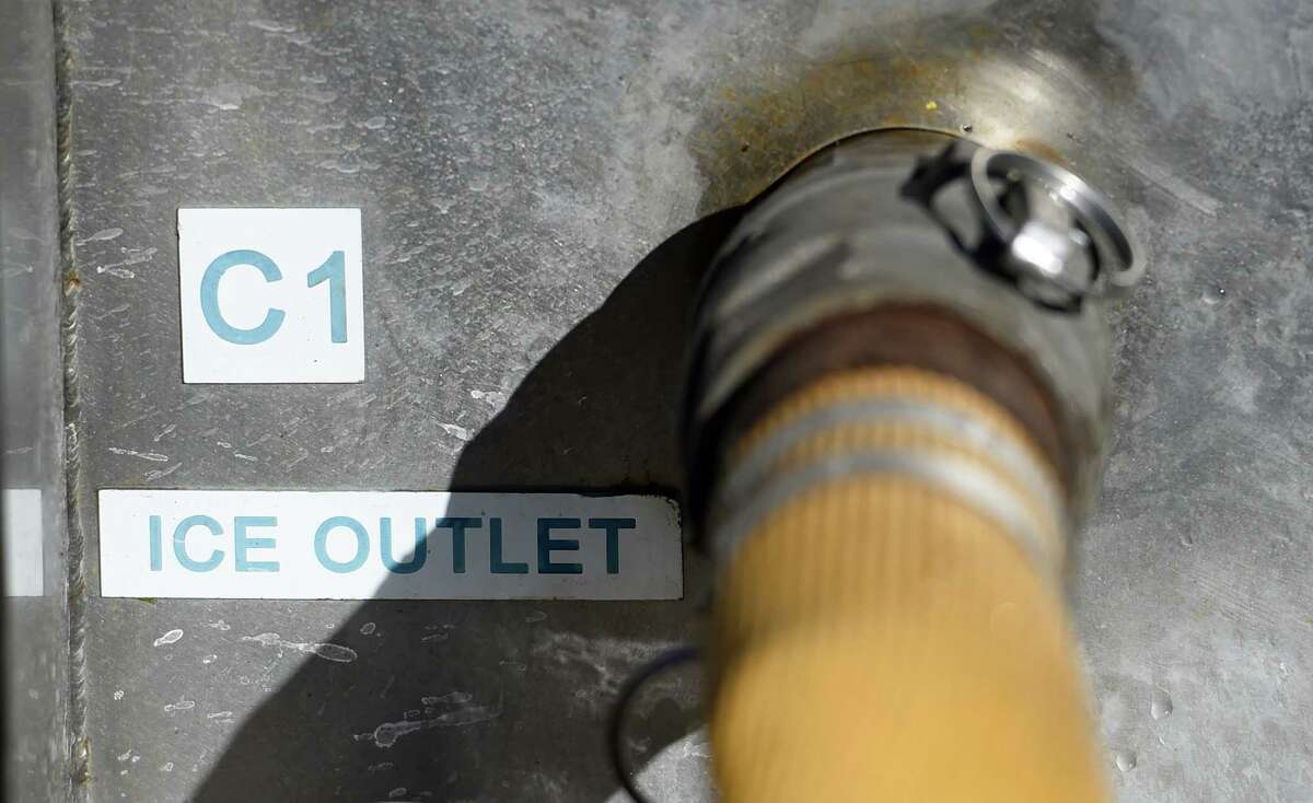 Bethlehem tries an ice pig to clean dirty pipes