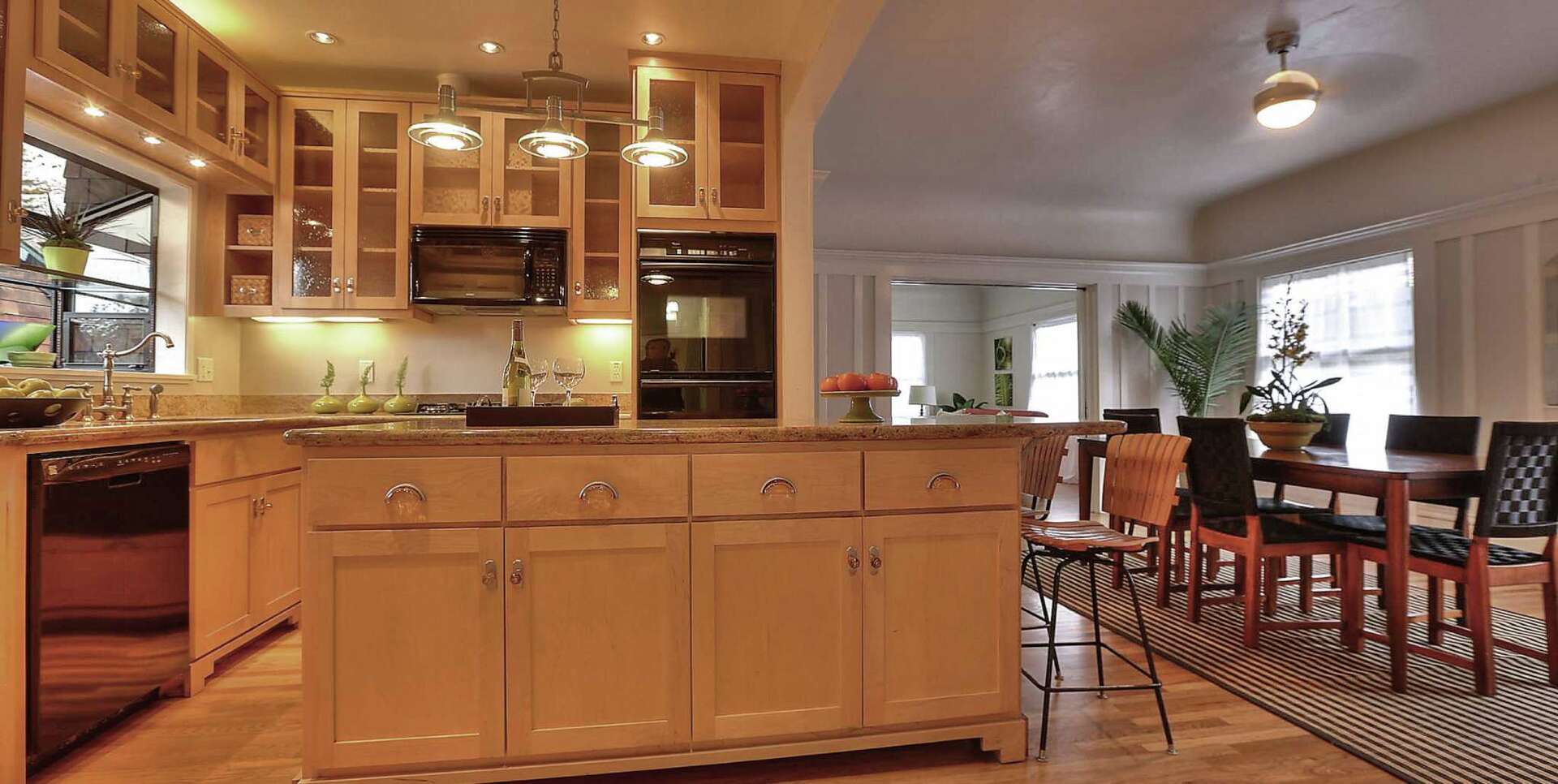 Hot Property: Berkeley condo set in timeless Craftsman