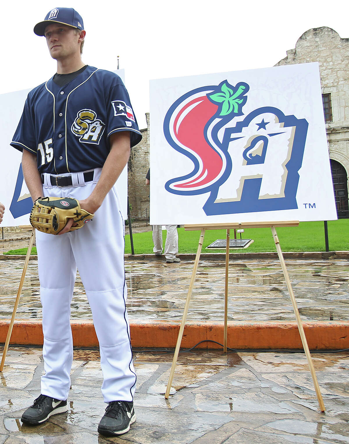 Missions unveil new look with logo and uniforms