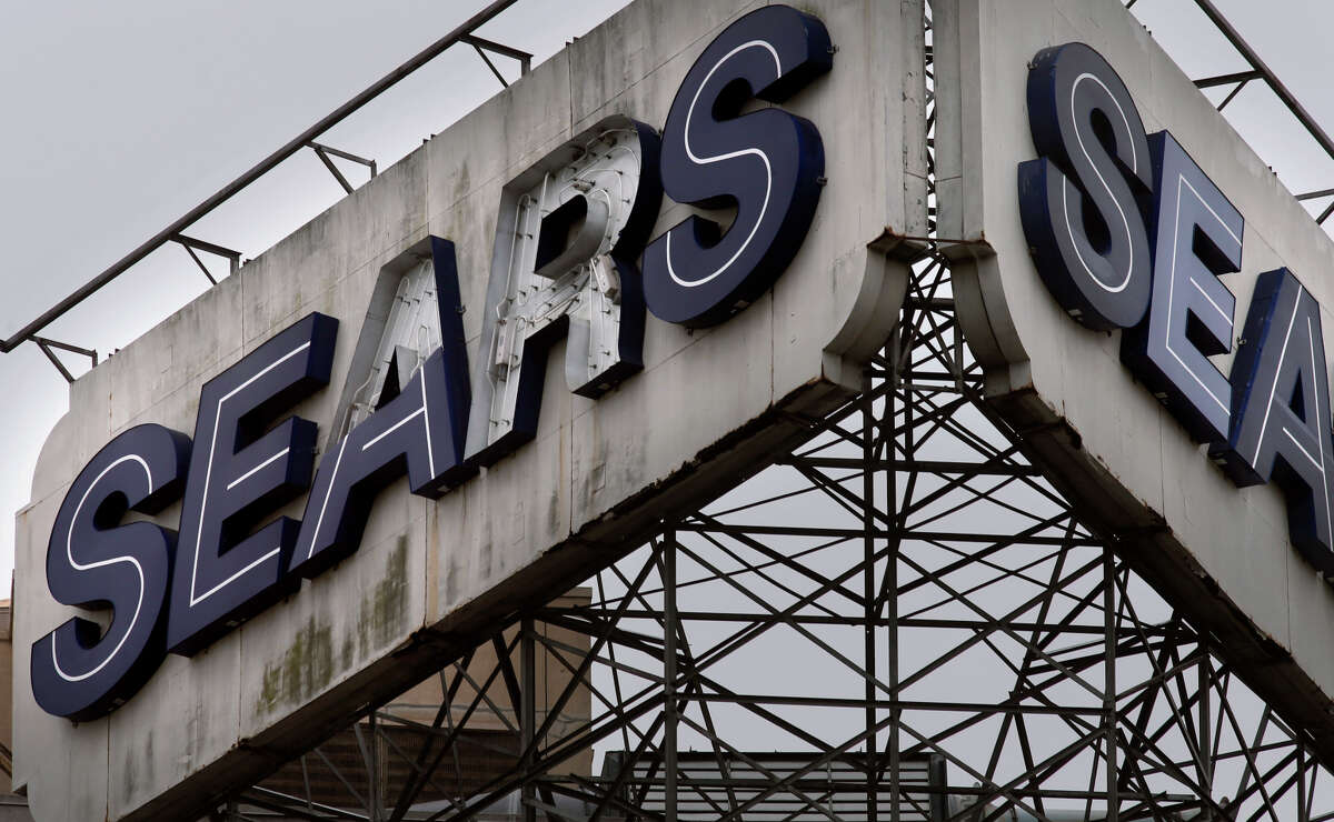 Old Sears building in Oakland will get huge makeover