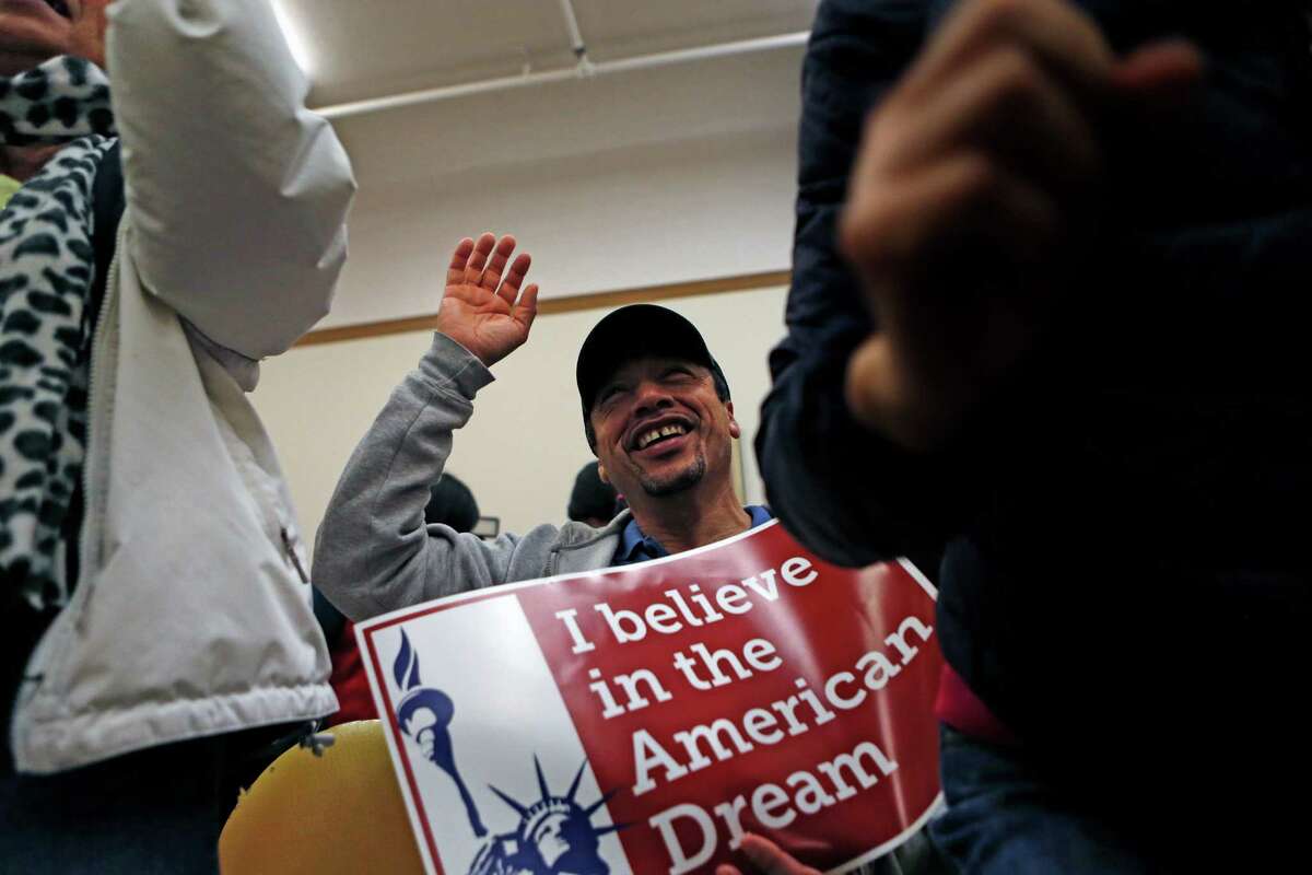 Obama’s immigration plan doesn’t grant tech world’s wishes