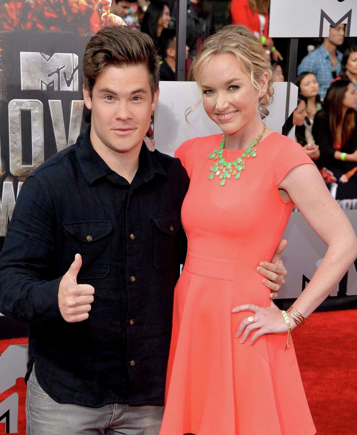 'Pitch Perfect 2' cast: New stars, old photos and the trailer