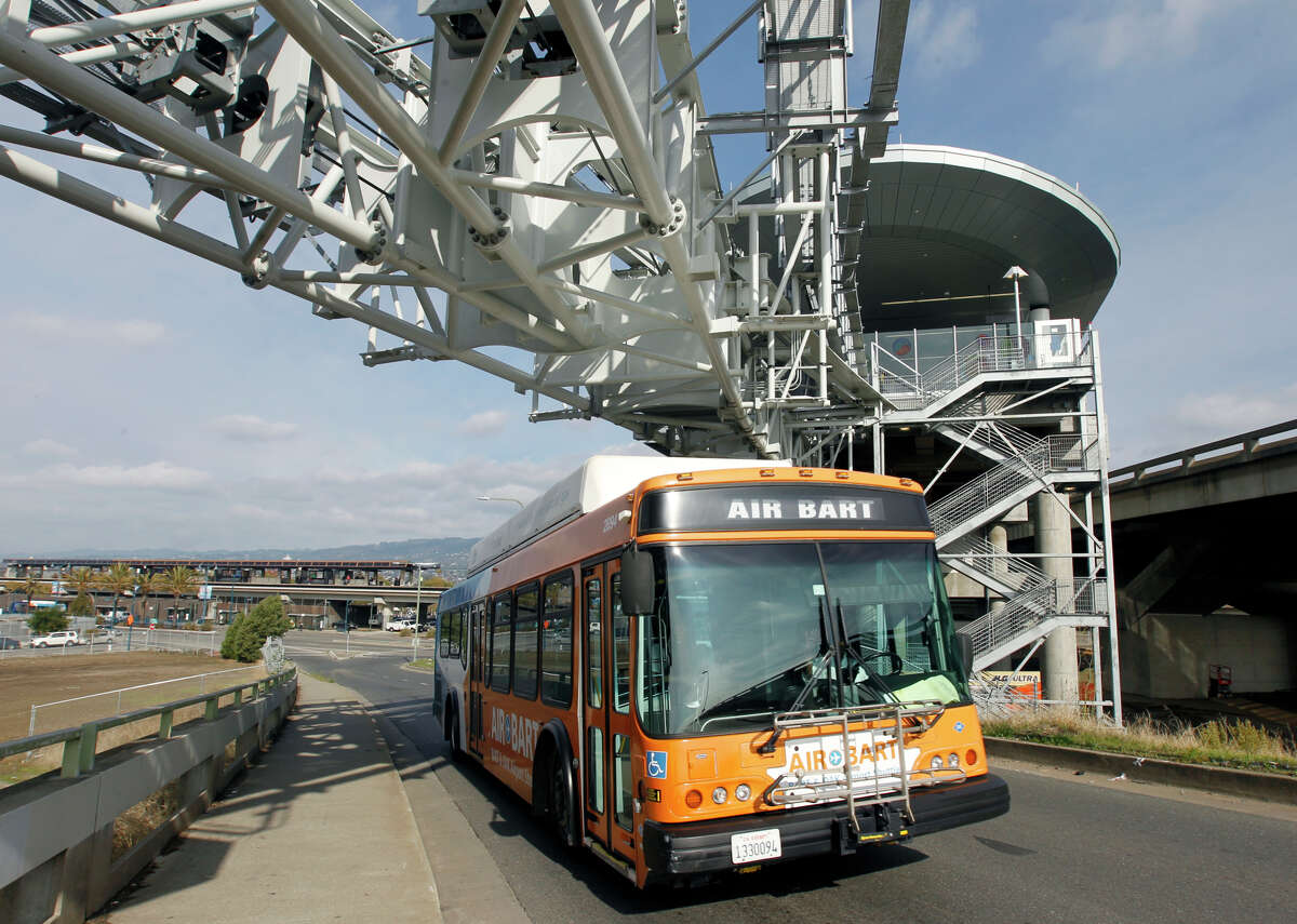 BART’s Oakland Airport shuttle gets rave reviews