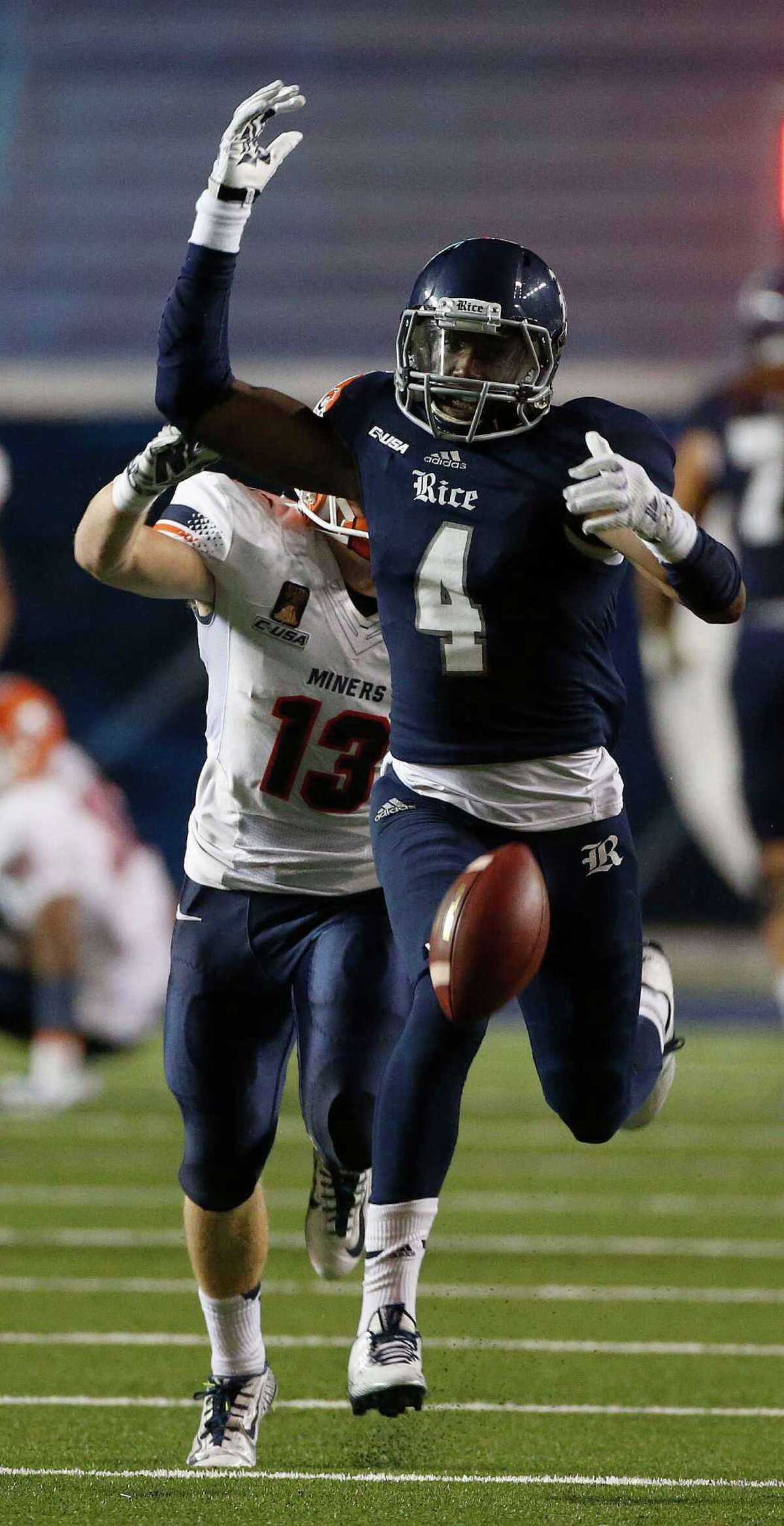 Senior WR Mario Hull comes up huge as Rice pulls away from UTEP