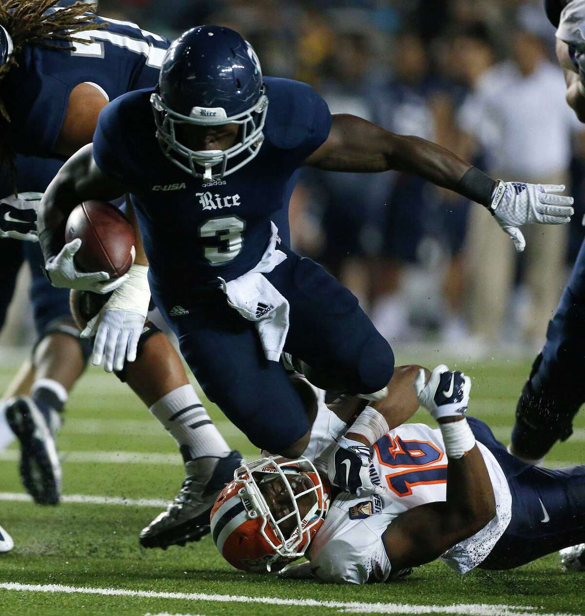 Senior WR Mario Hull comes up huge as Rice pulls away from UTEP
