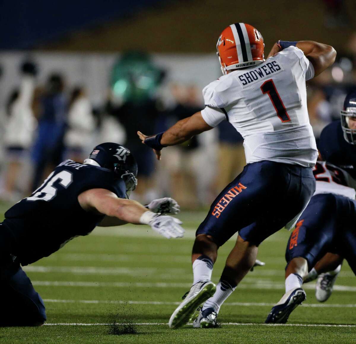 Senior WR Mario Hull comes up huge as Rice pulls away from UTEP