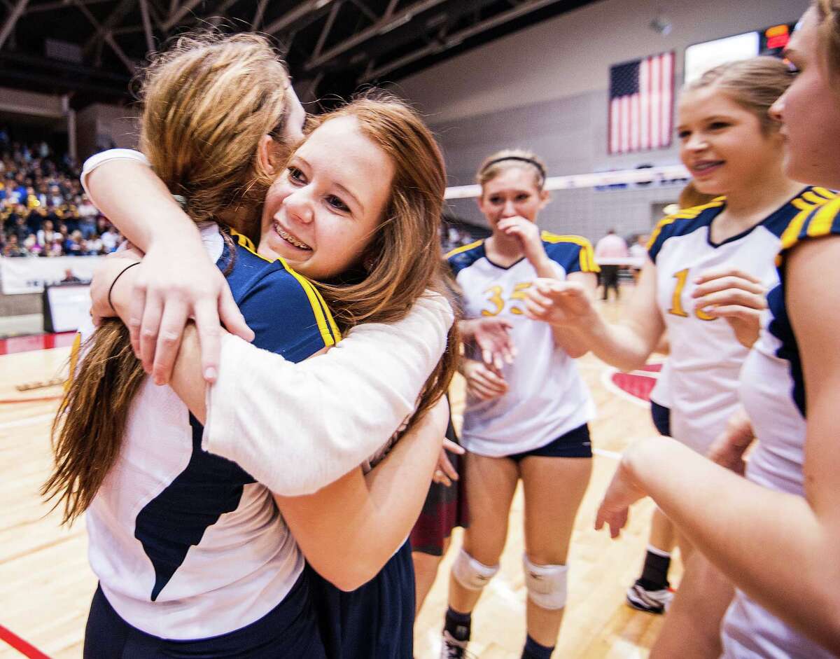 Poth claims 9th state volleyball title