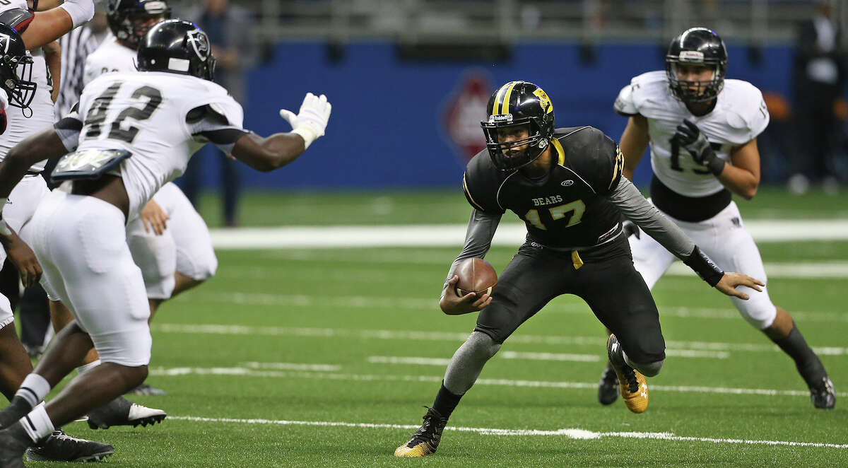 Harris provides electricity in Steele victory