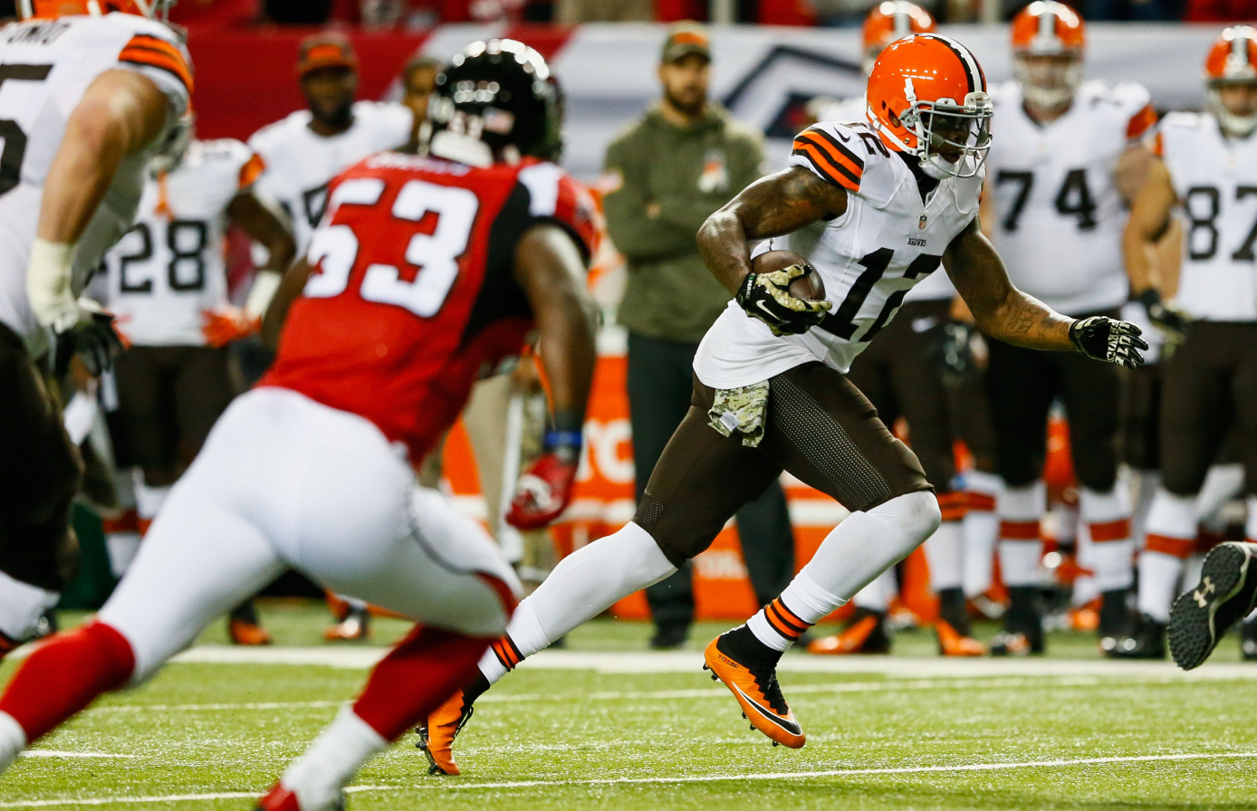 Gordon’s return to action, last-second kick lift Browns