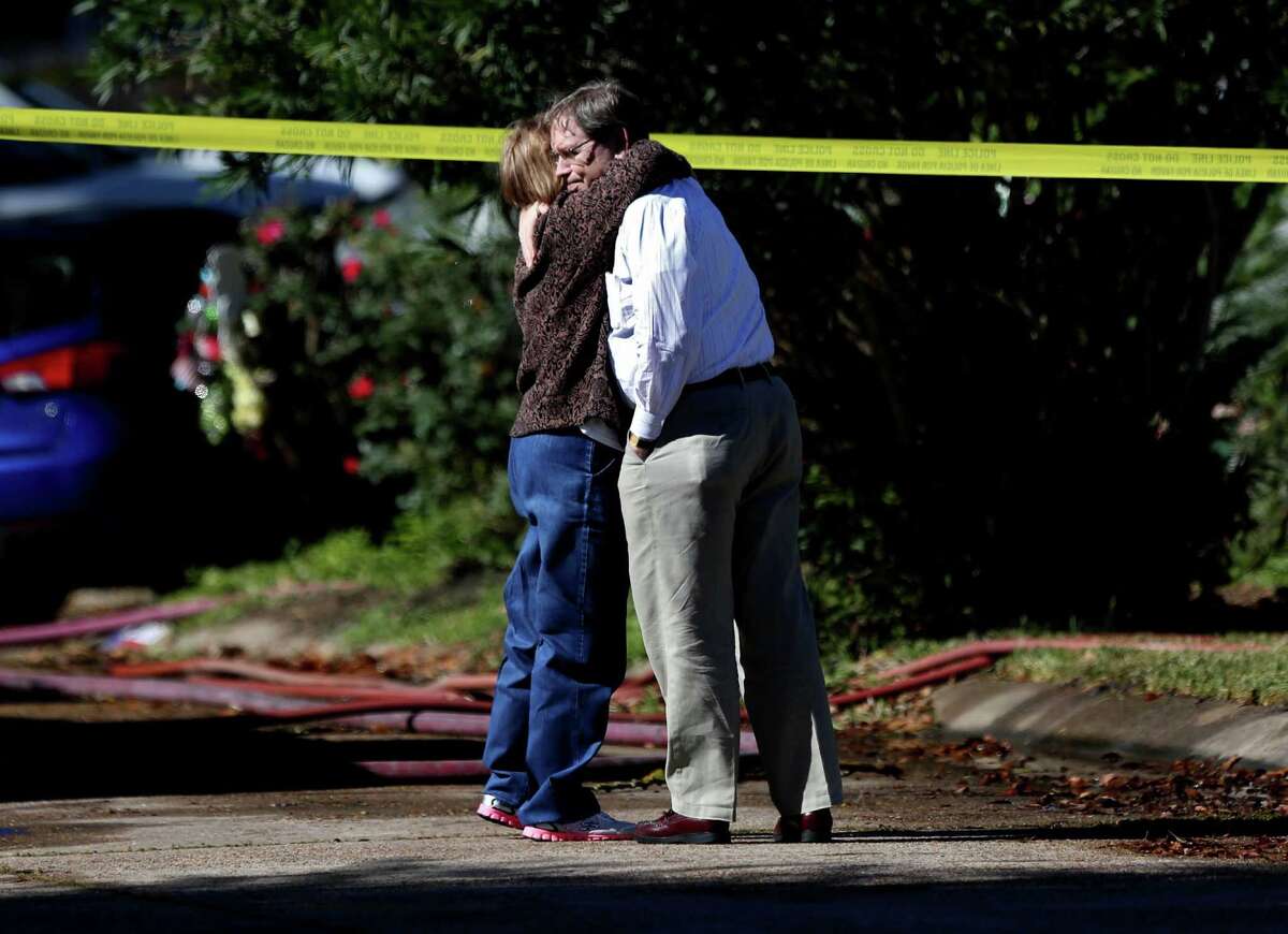 3 killed in Pasadena house fire