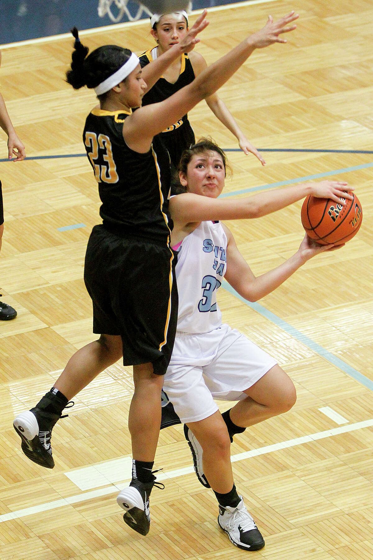 Teams showcase hard work at tournaments