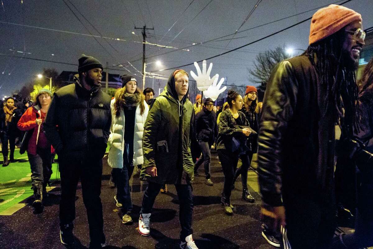 Celebrities React To Ferguson Decision