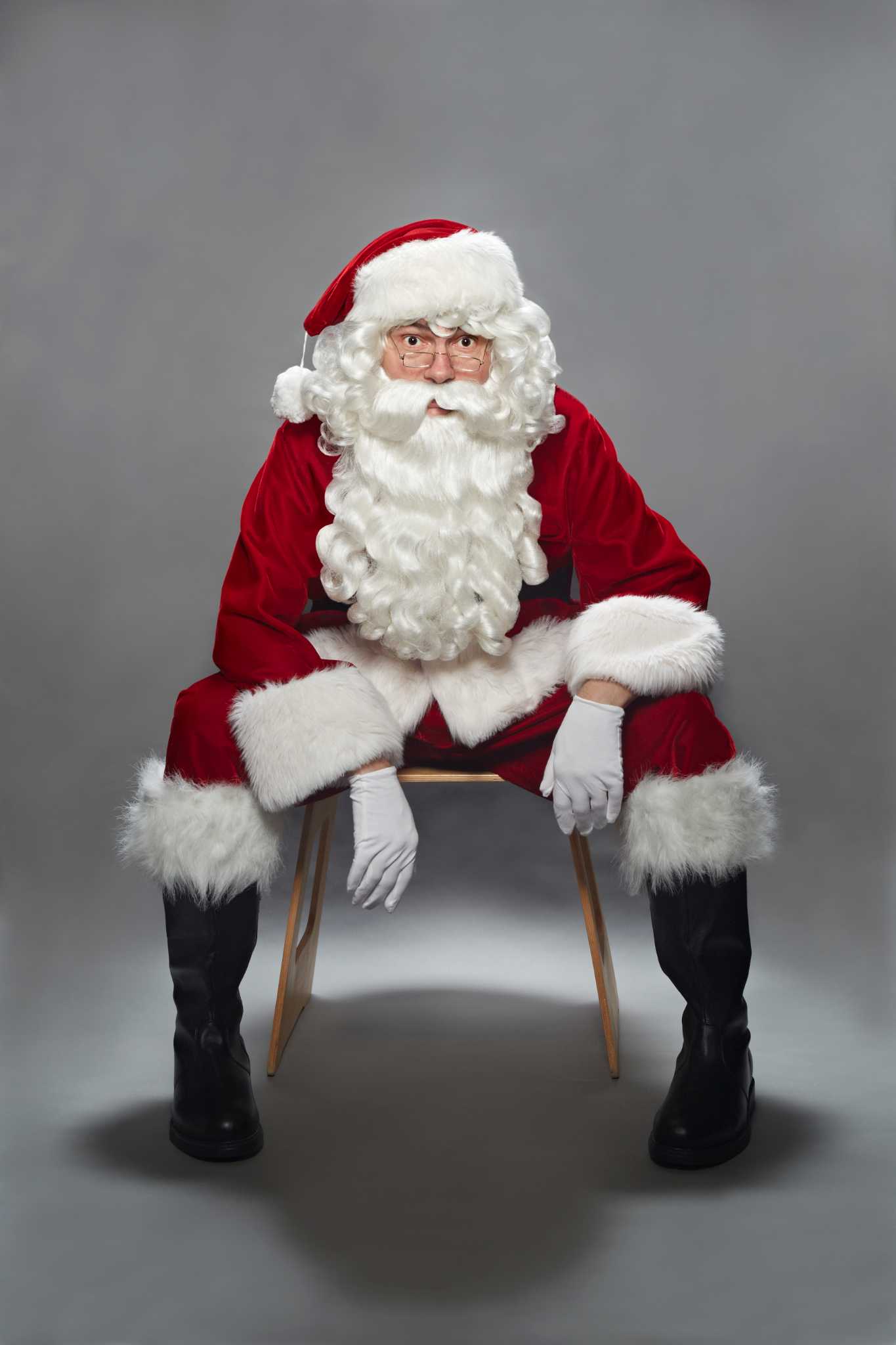 Favorite Christmas characters return to downtown stages