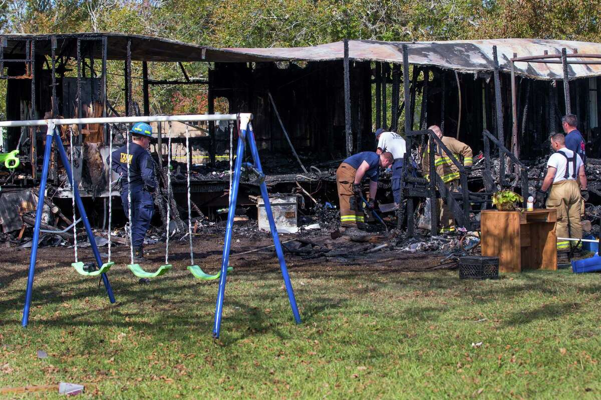 Five children die in Southeast Texas mobile home fire