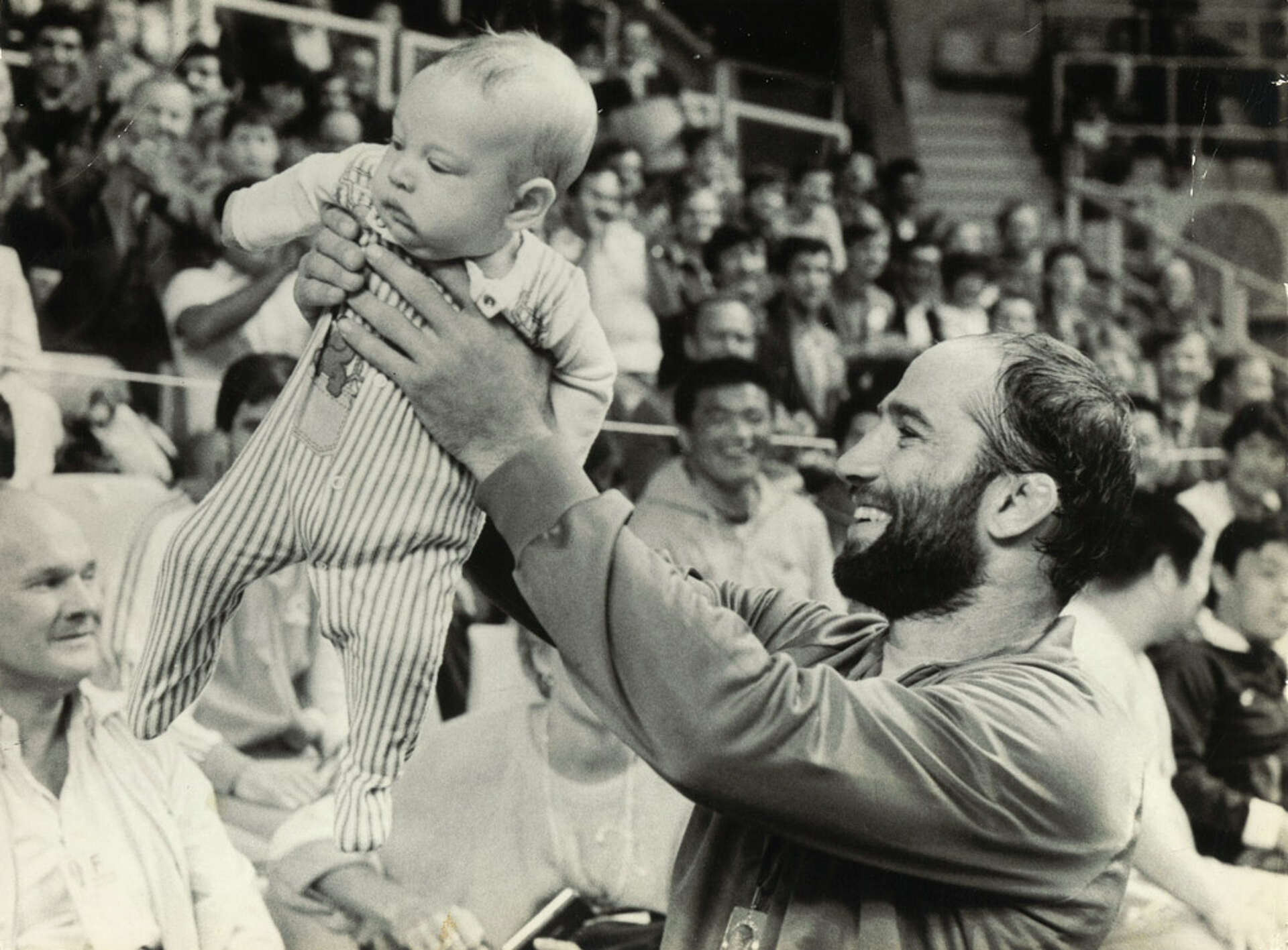 Family guides 'Foxcatcher’ portrait of wrestlers’ tragedy