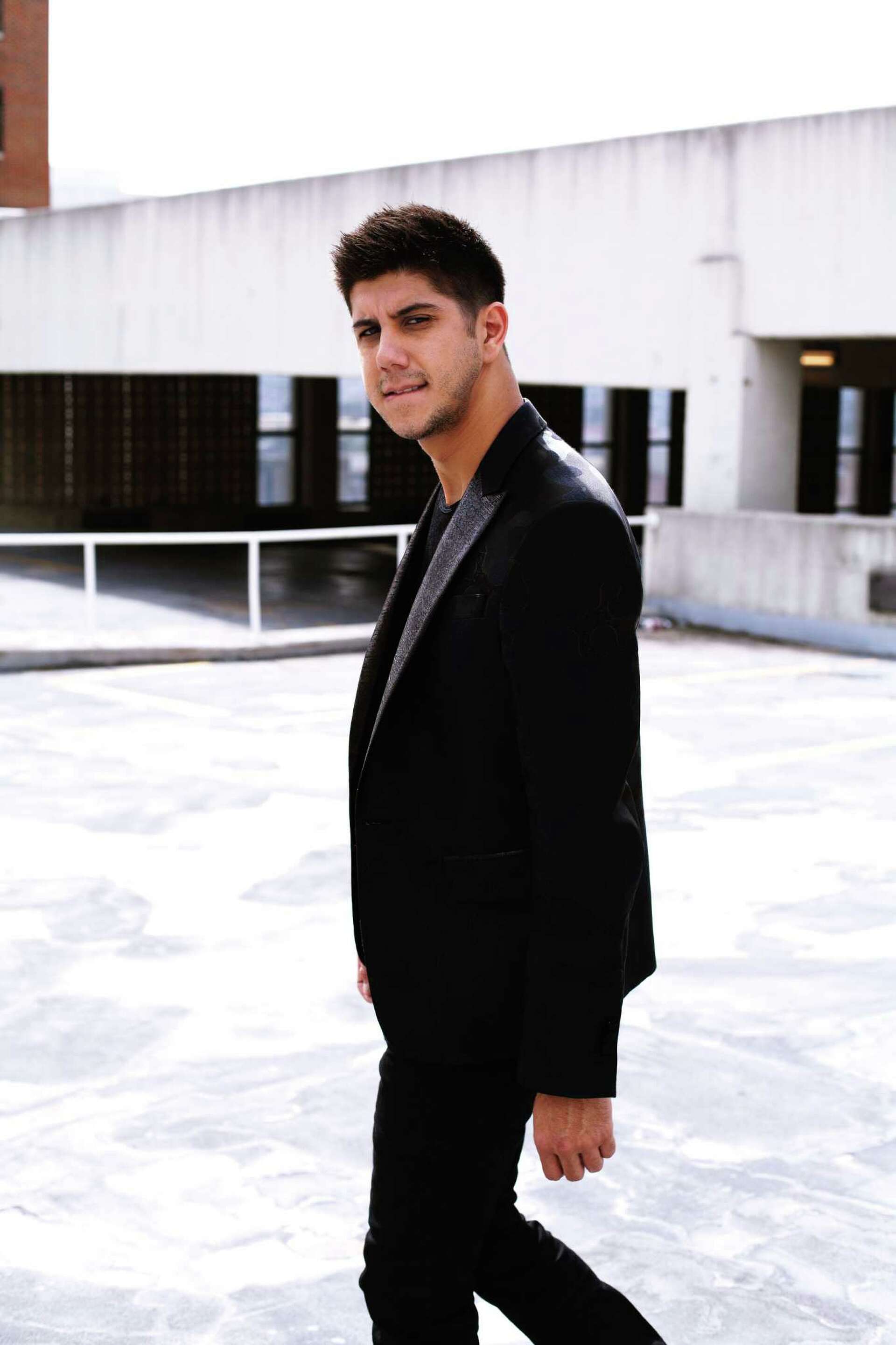 R&B's SoMo is on one smooth ride