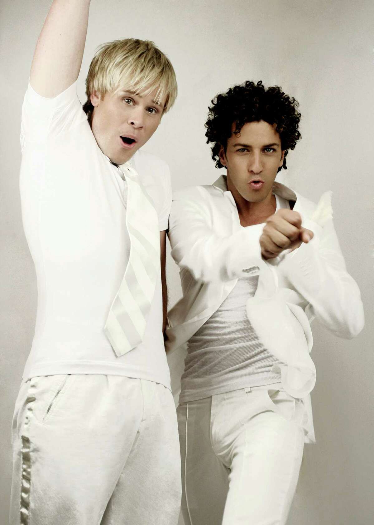 Jason & deMarco add holiday album to mix