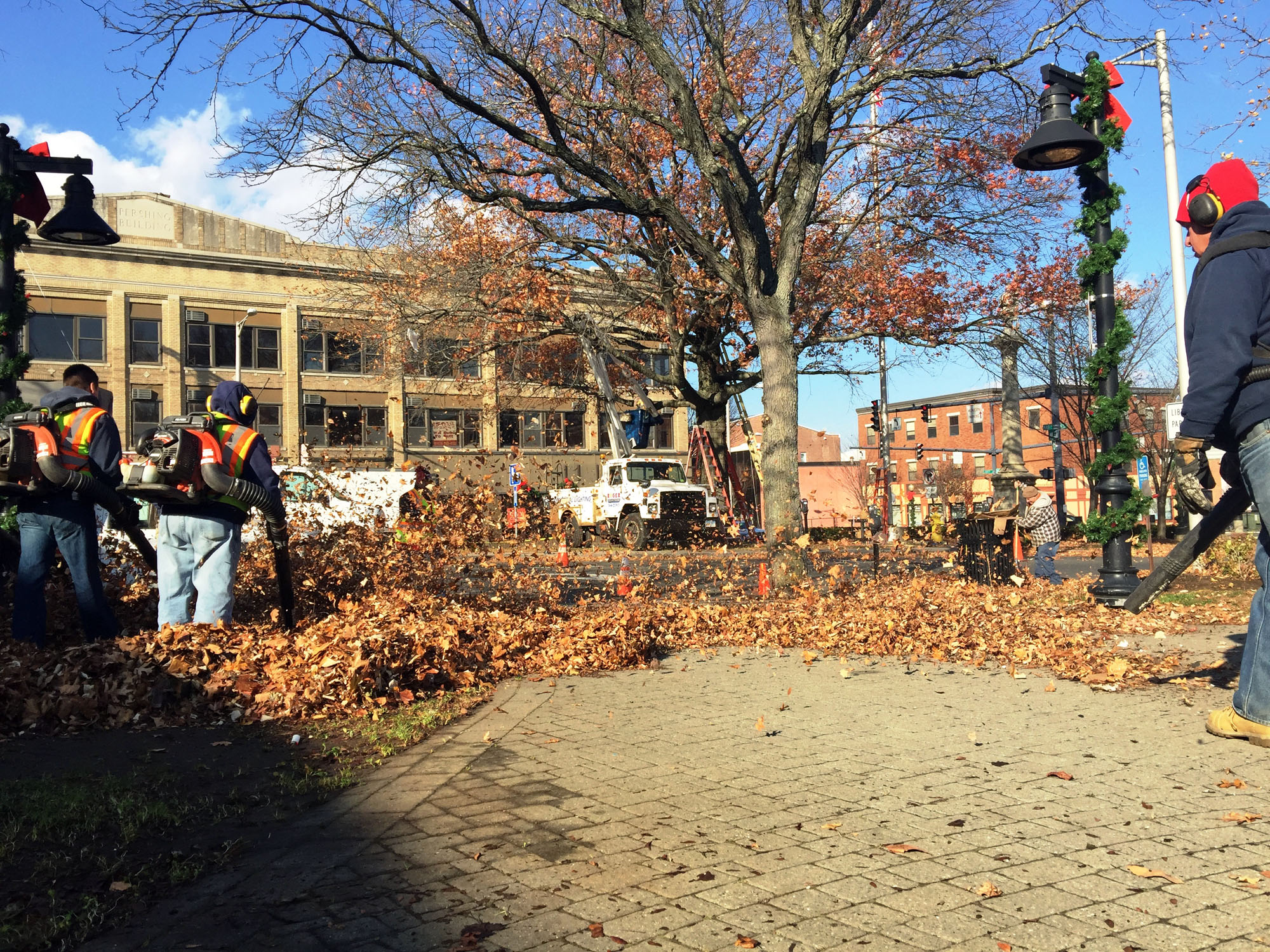 Danbury tree lighting tradition continues Saturday