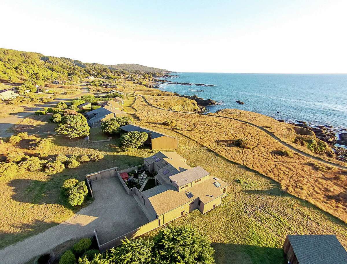 Beach home hits market in architectural haven of Sea Ranch