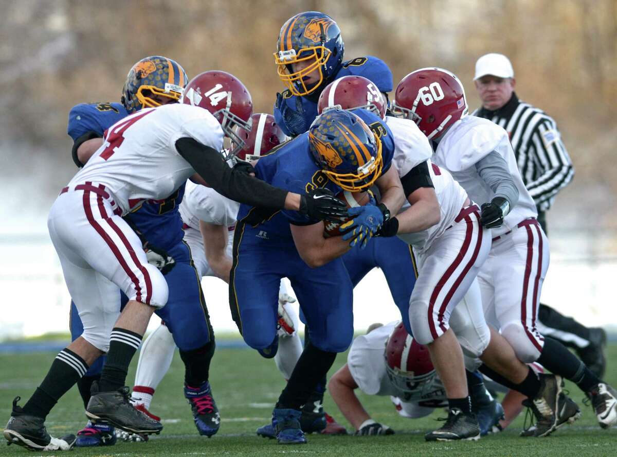 Brookfield football topples Bethel