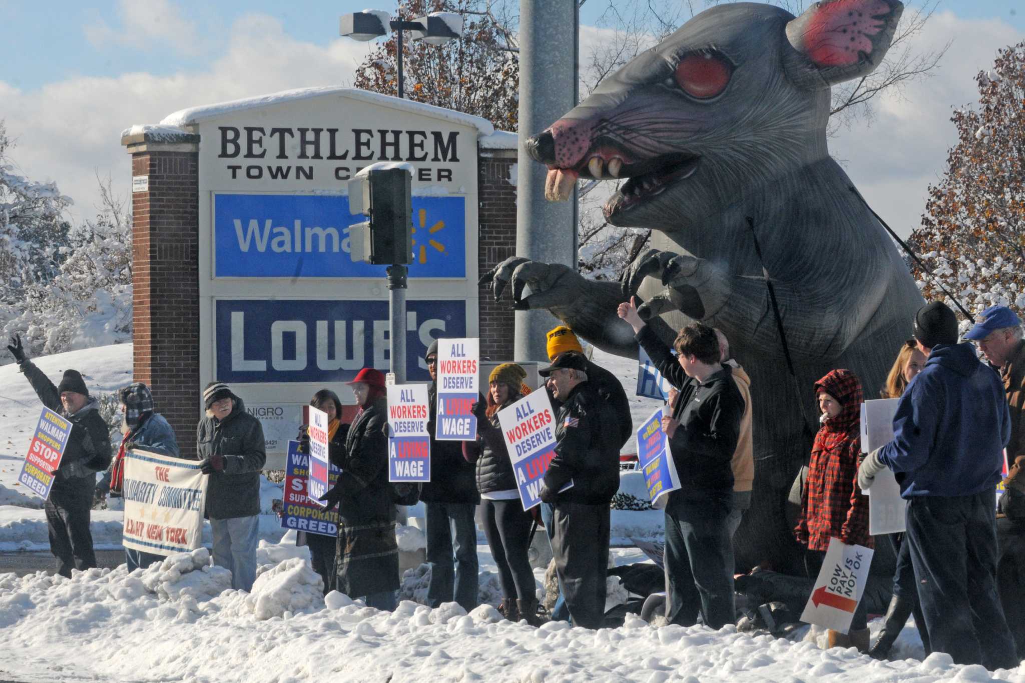 Protest targets Walmart