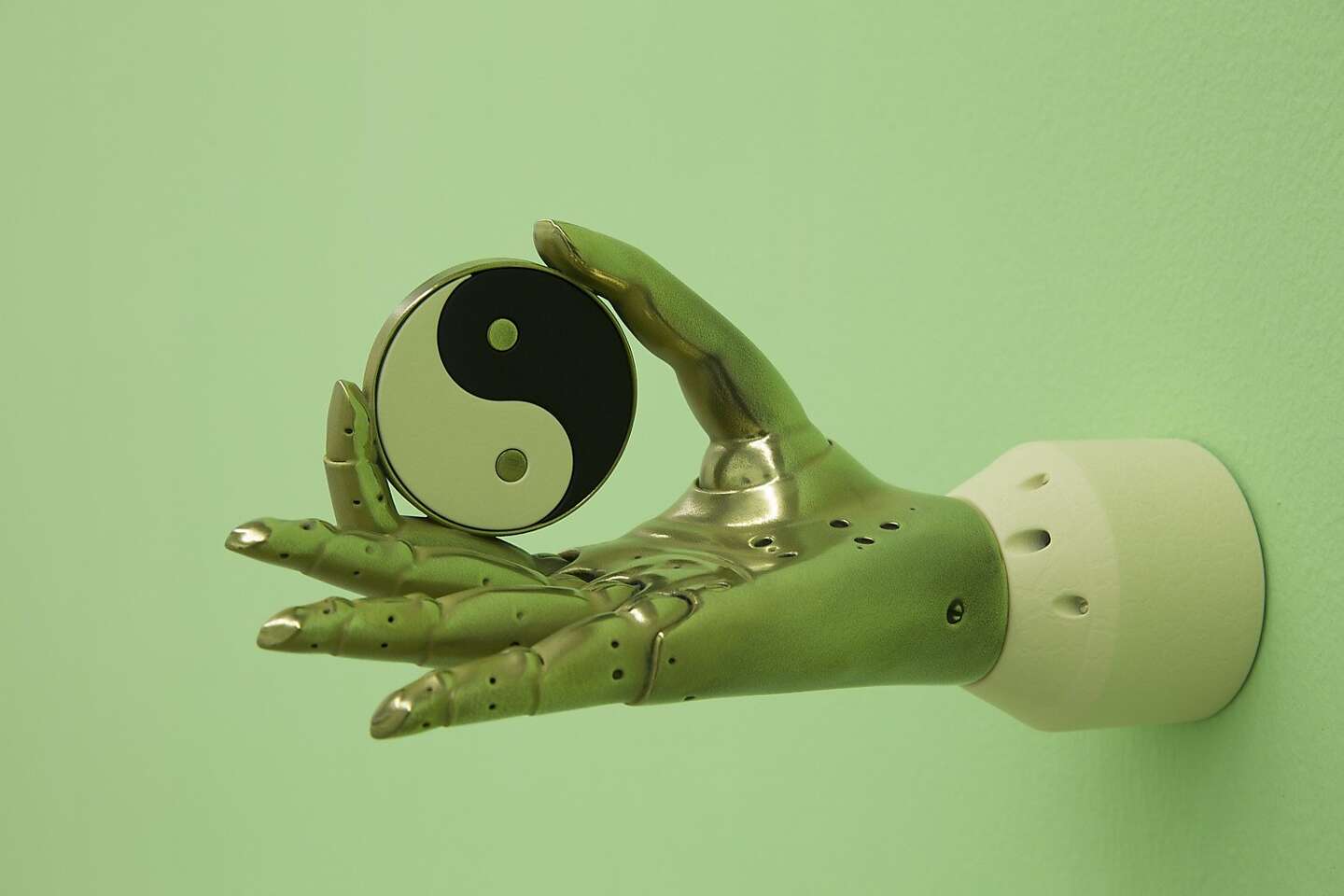 Shanghai exhibit may signal China’s new openness to art world