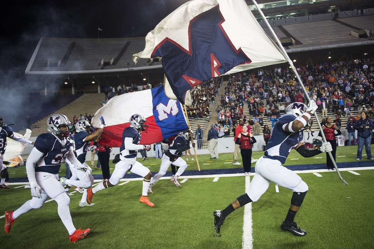 Manvel gets best of Cy Woods in 6A Division II region semis shootout