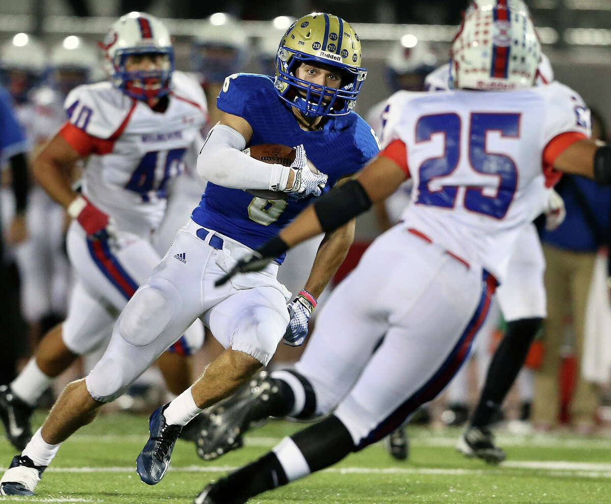 Antlers roar past Gregory-Portland