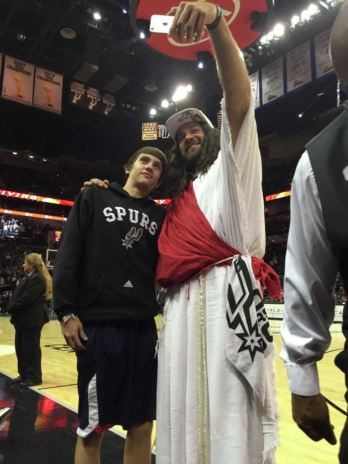 Spurs Jesus takes in win over the Kings