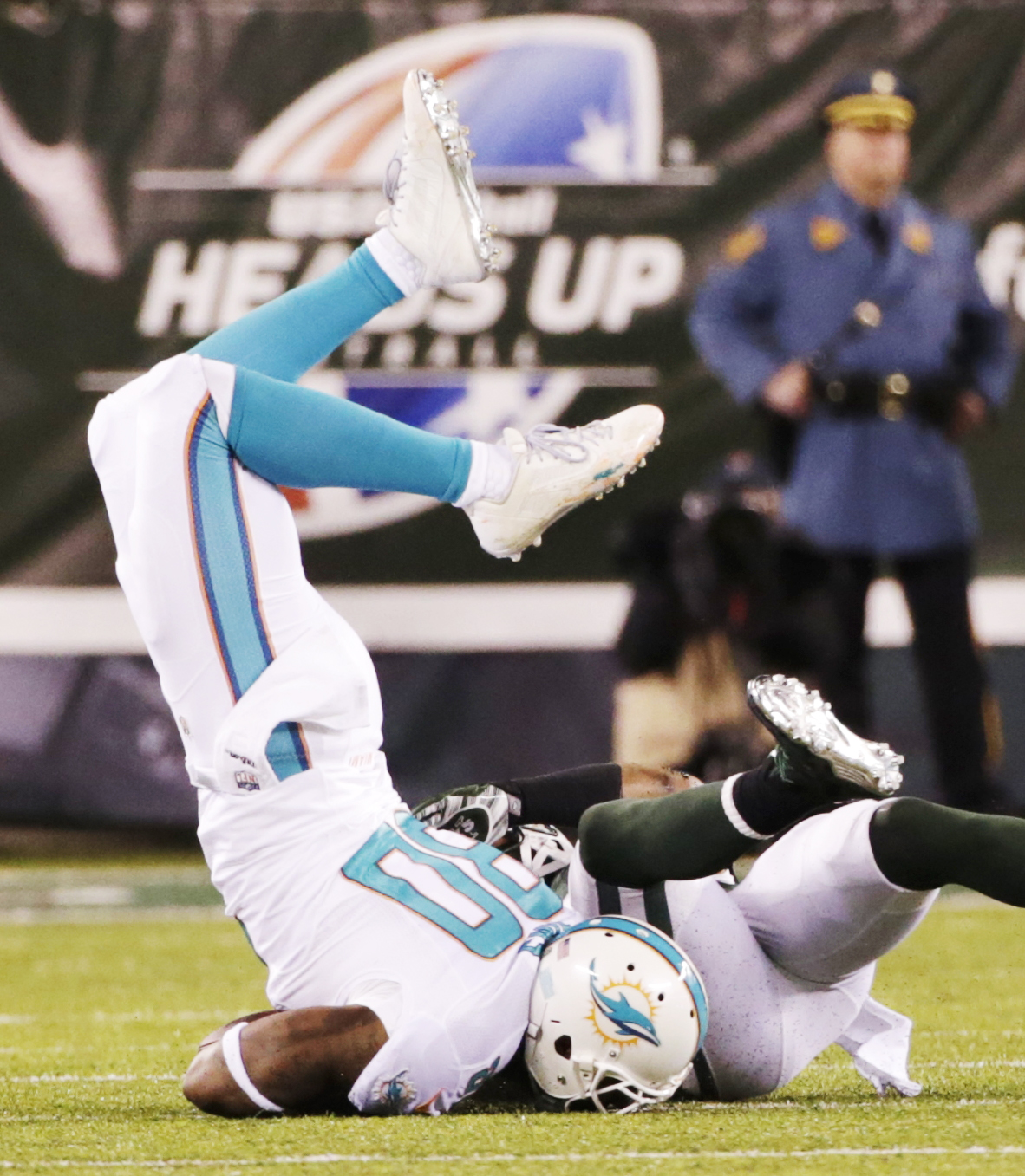 Dolphins beat Jets on Sturgis' field goal