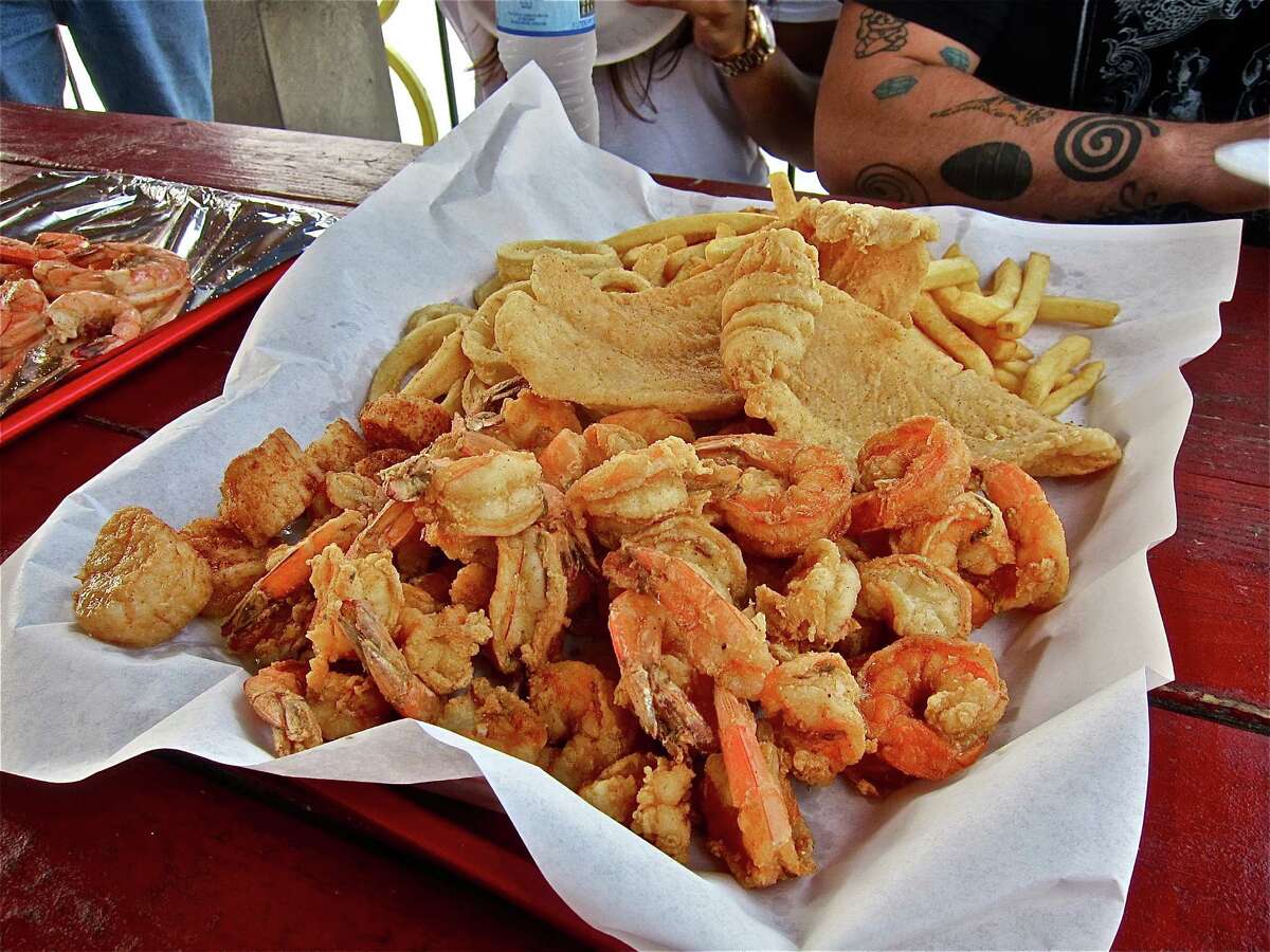 Simple food, rich experience at Pier 8 Seafood Market in Seabrook