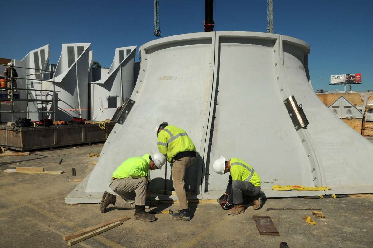 Indoor skydiving center set to open in Oak Ridge North