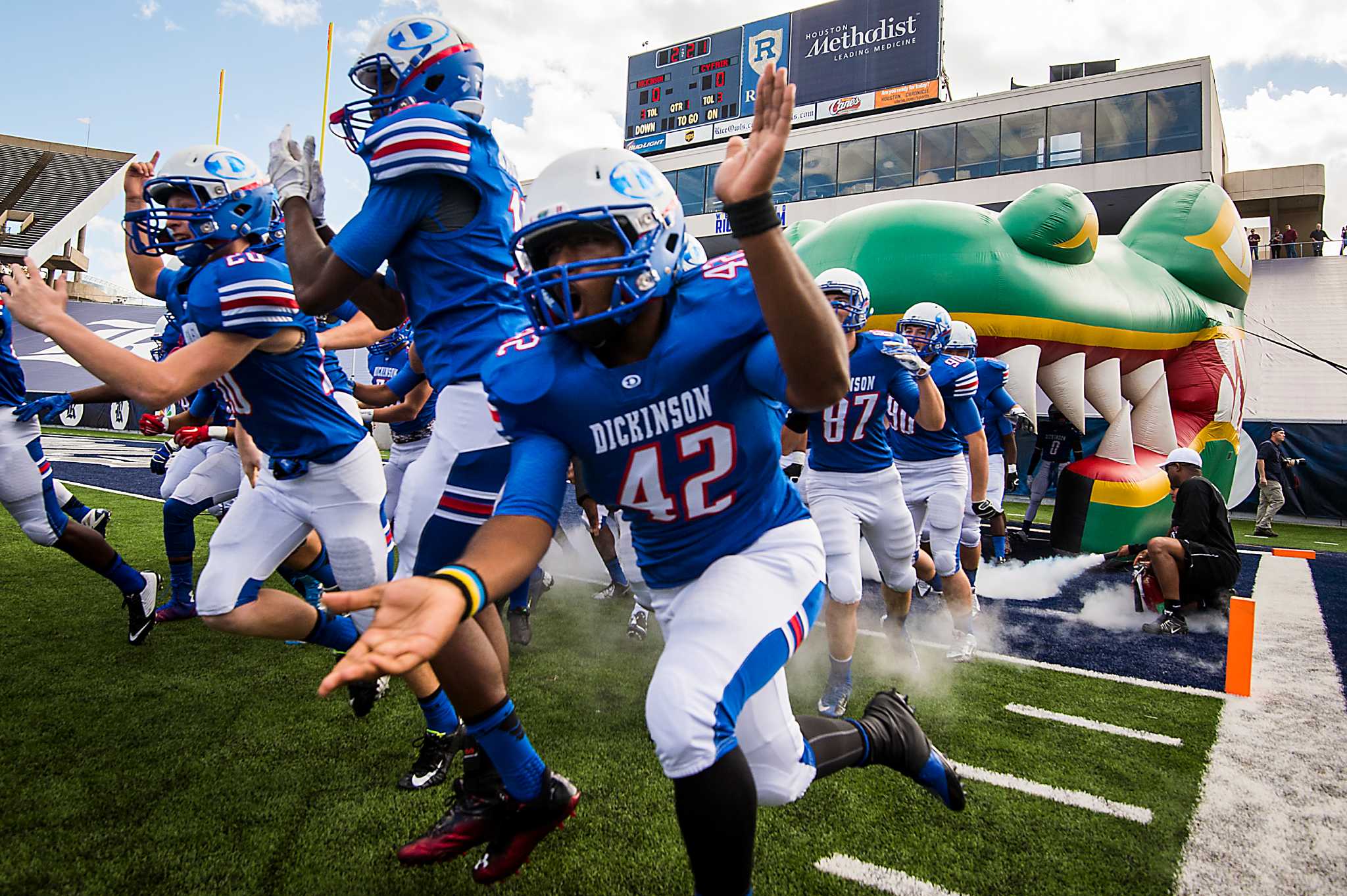 Gators still building on coach's goals