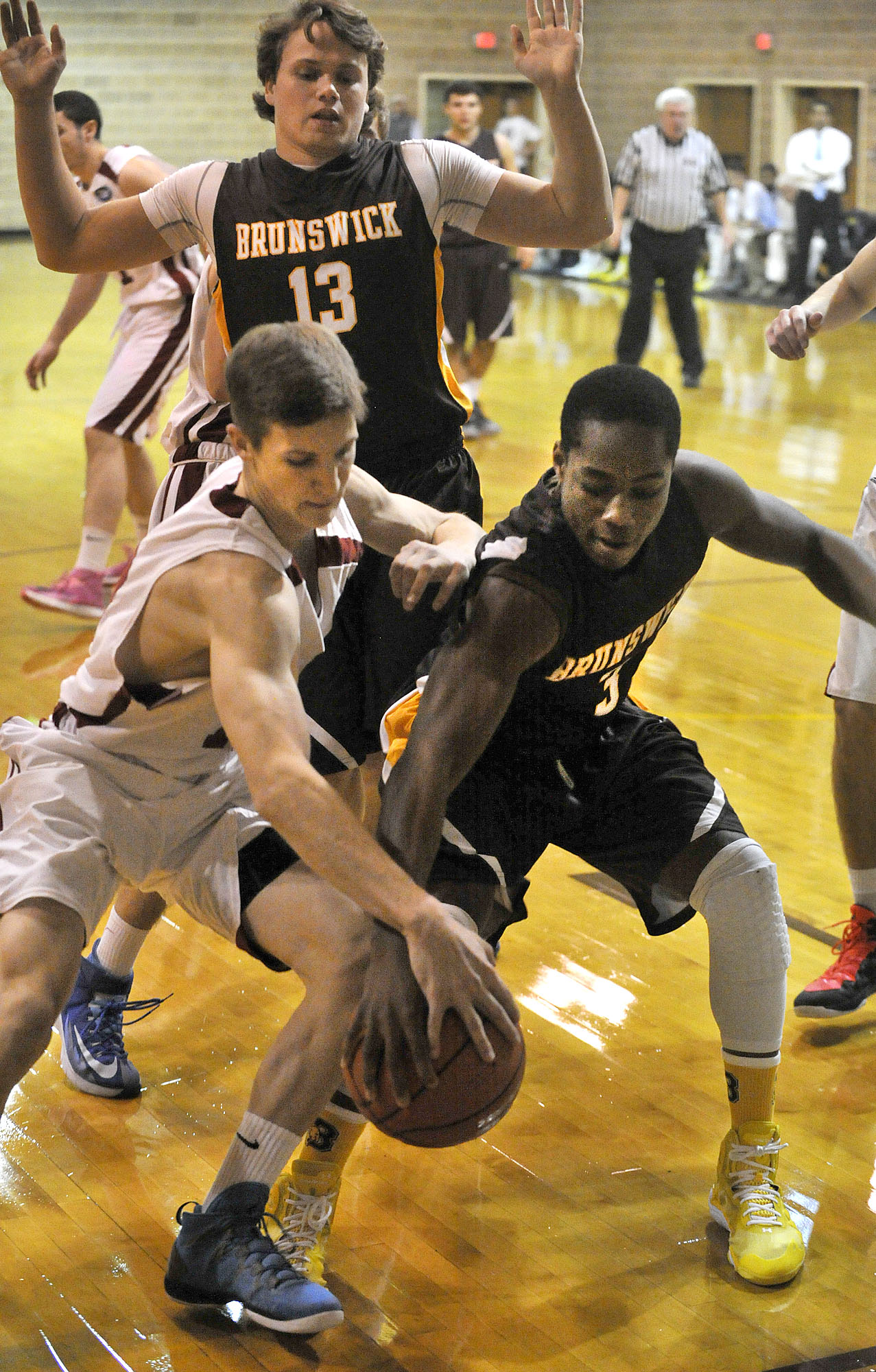 Brunswick basketball team topped by Taft in season opener