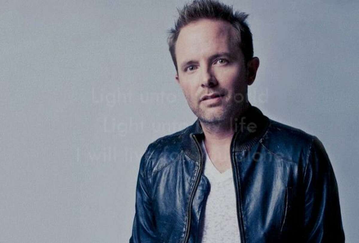 Chris Tomlin gets personal on 'Red'