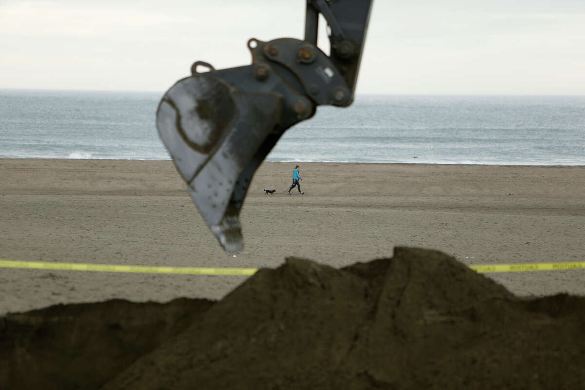 Why S.F. is moving 42,000 tons of sand down Ocean Beach
