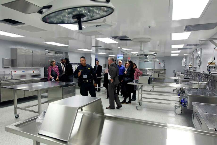 Alameda County gets new state-of-the art Coroner’s Bureau - SFGate
