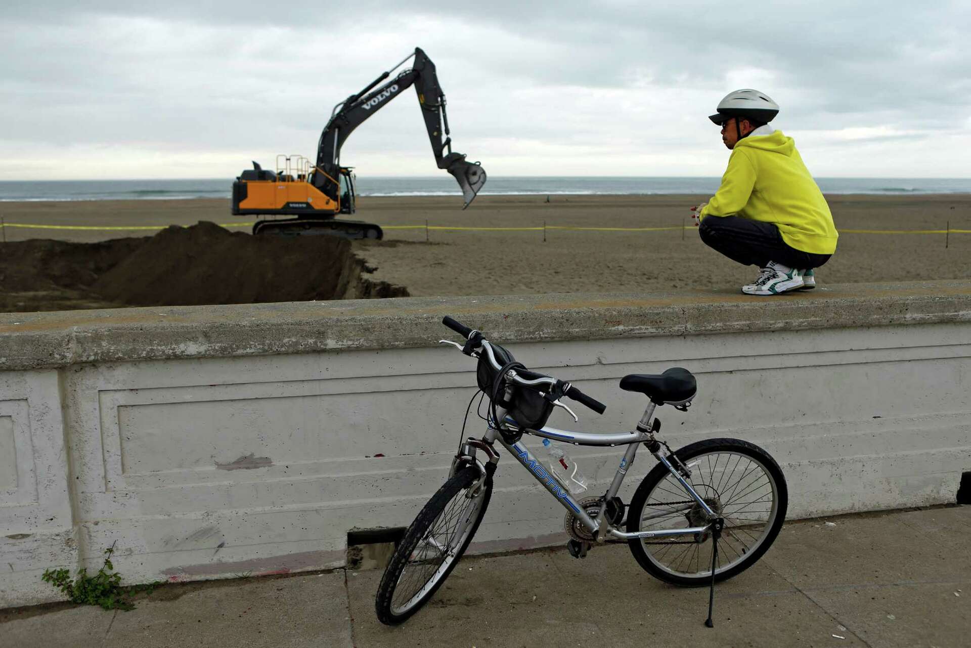 Why S.F. is moving 42,000 tons of sand down Ocean Beach
