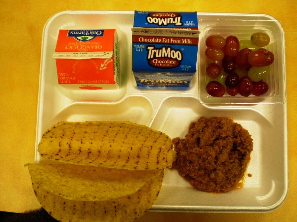 School vs. home lunch: Which makes the grade?